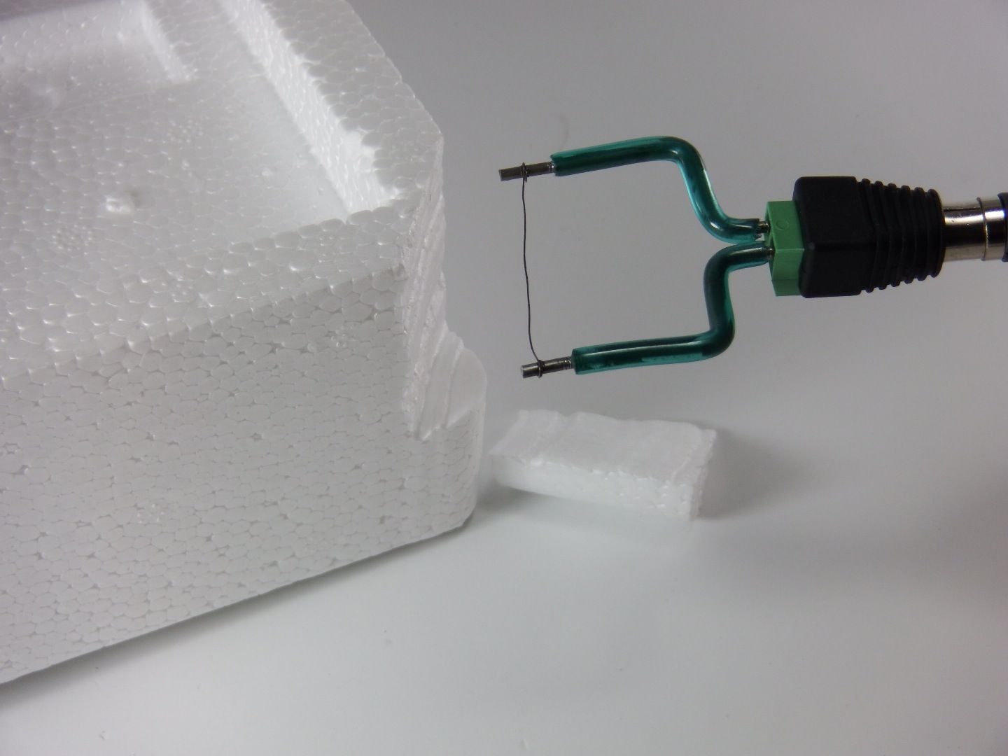 Cordless Lost Foam Cast Cutting Tool - USB Rechargeable - Instructables
