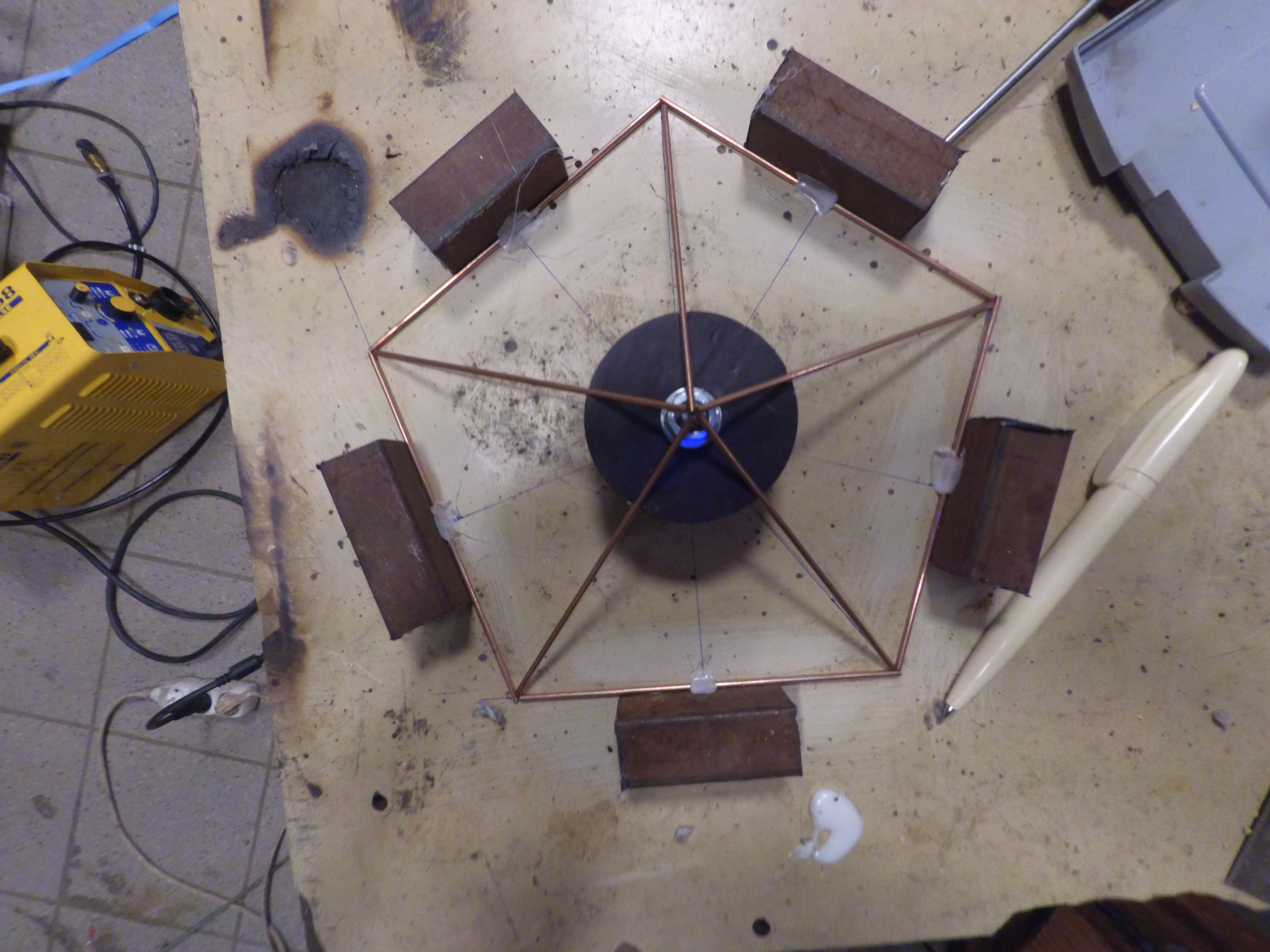 Making a Fully Welded Geodesic Sphere : 5 Steps (with Pictures ...