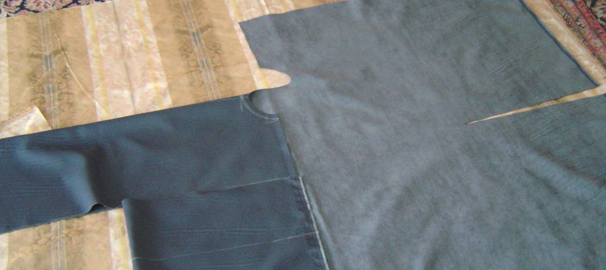 Blue Velvet Bog Coat : 19 Steps (with Pictures) - Instructables