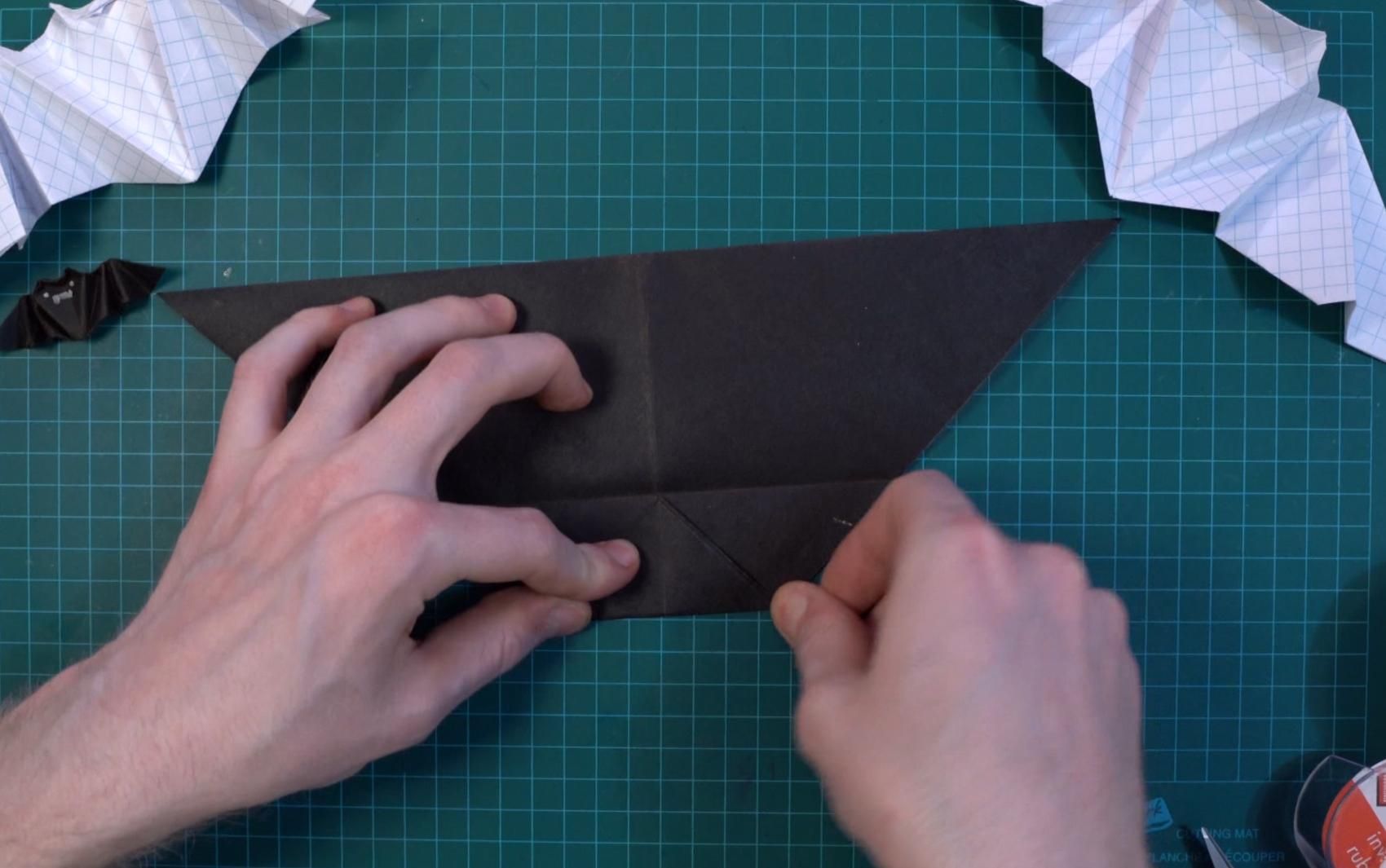 How to Make a Origami Bats : 7 Steps (with Pictures) - Instructables
