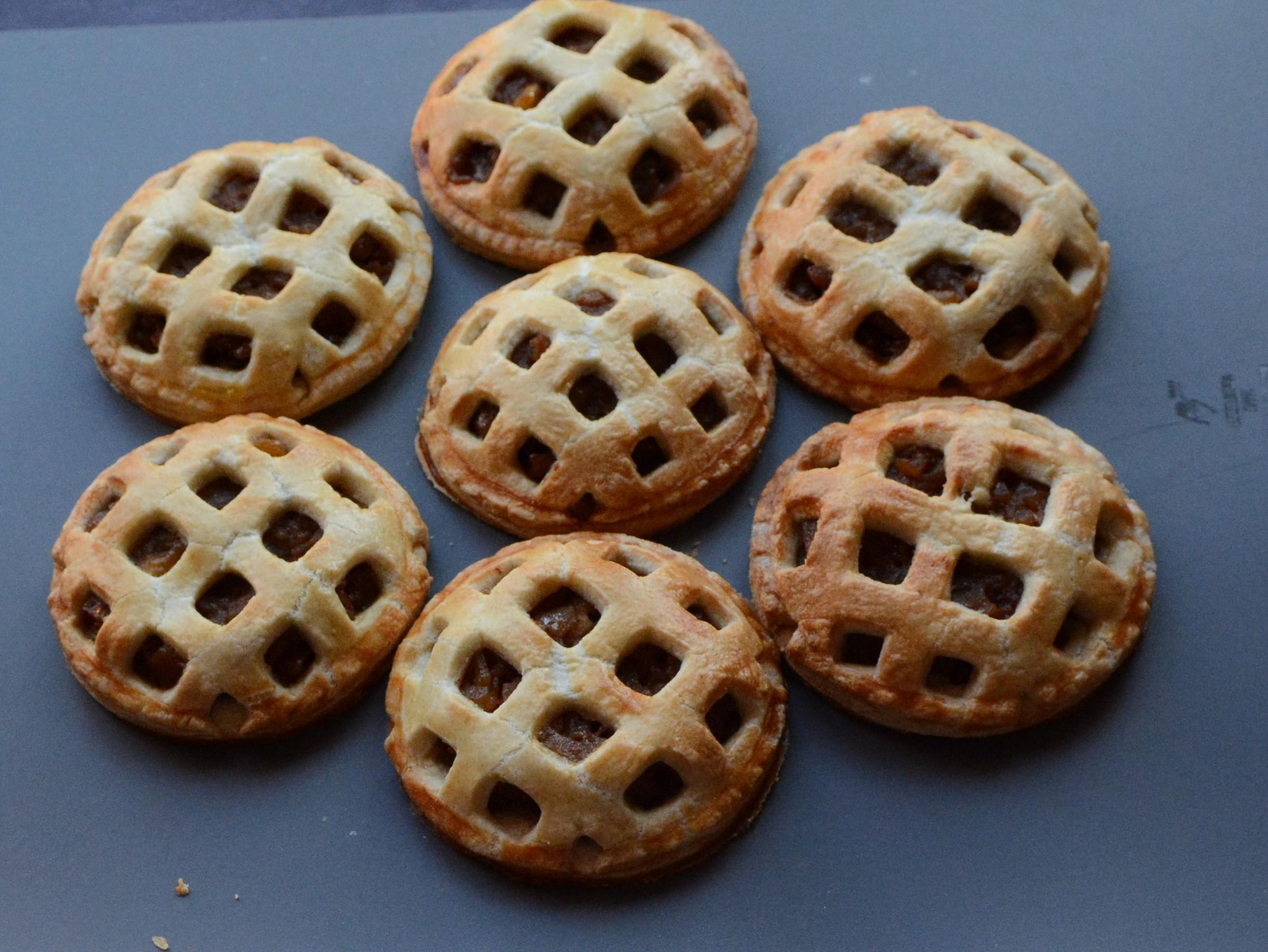 Mini Apple Pies Made With 3D Printed Lattice Cutter : 10 Steps (with ...