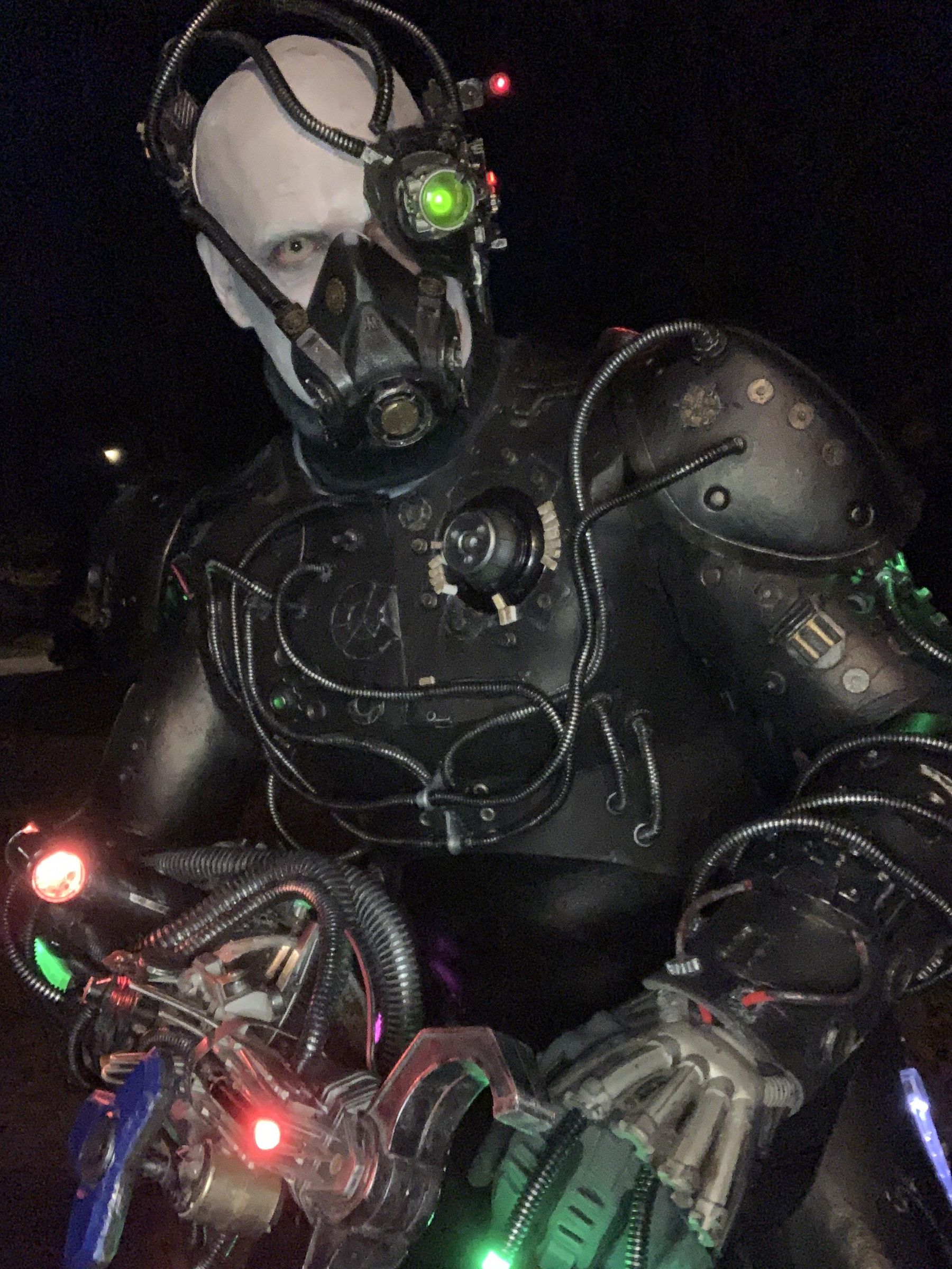 Star Trek Borg Costume : 9 Steps (with Pictures) - Instructables