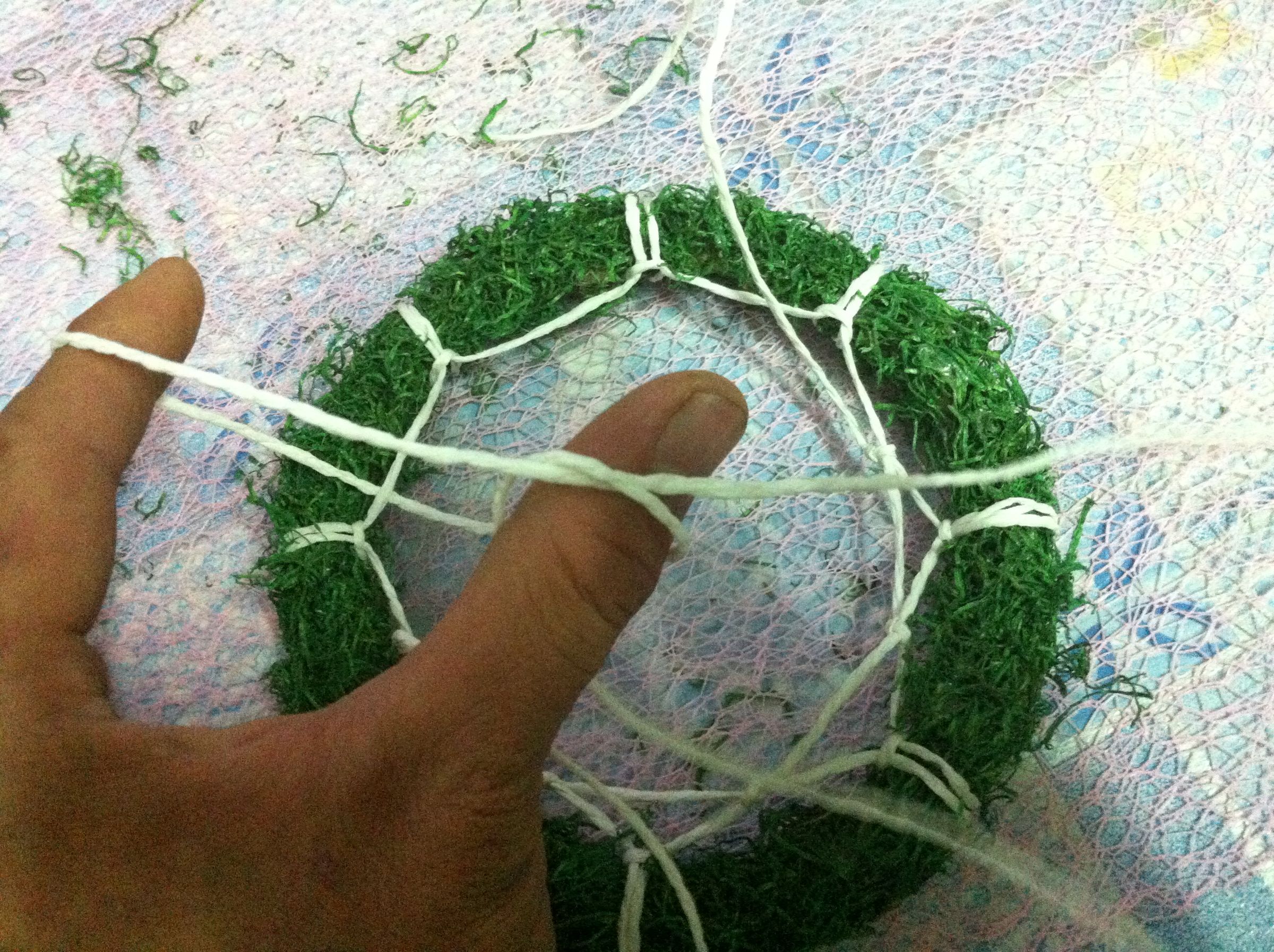 Christmas Dream Catcher - 2013 : 5 Steps - Instructables