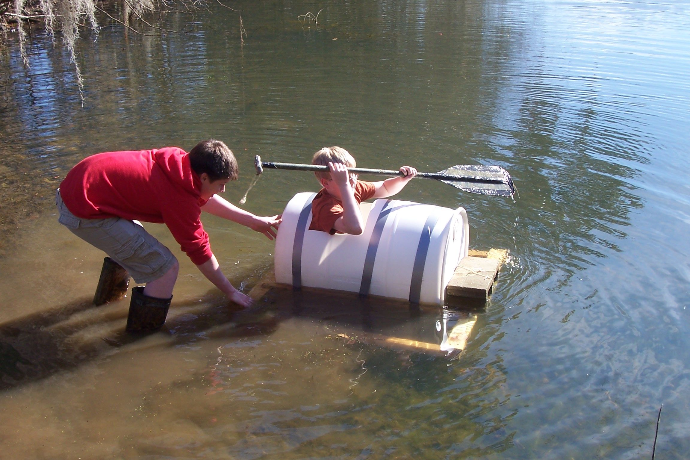 Barrel Boat : 5 Steps (with Pictures) - Instructables