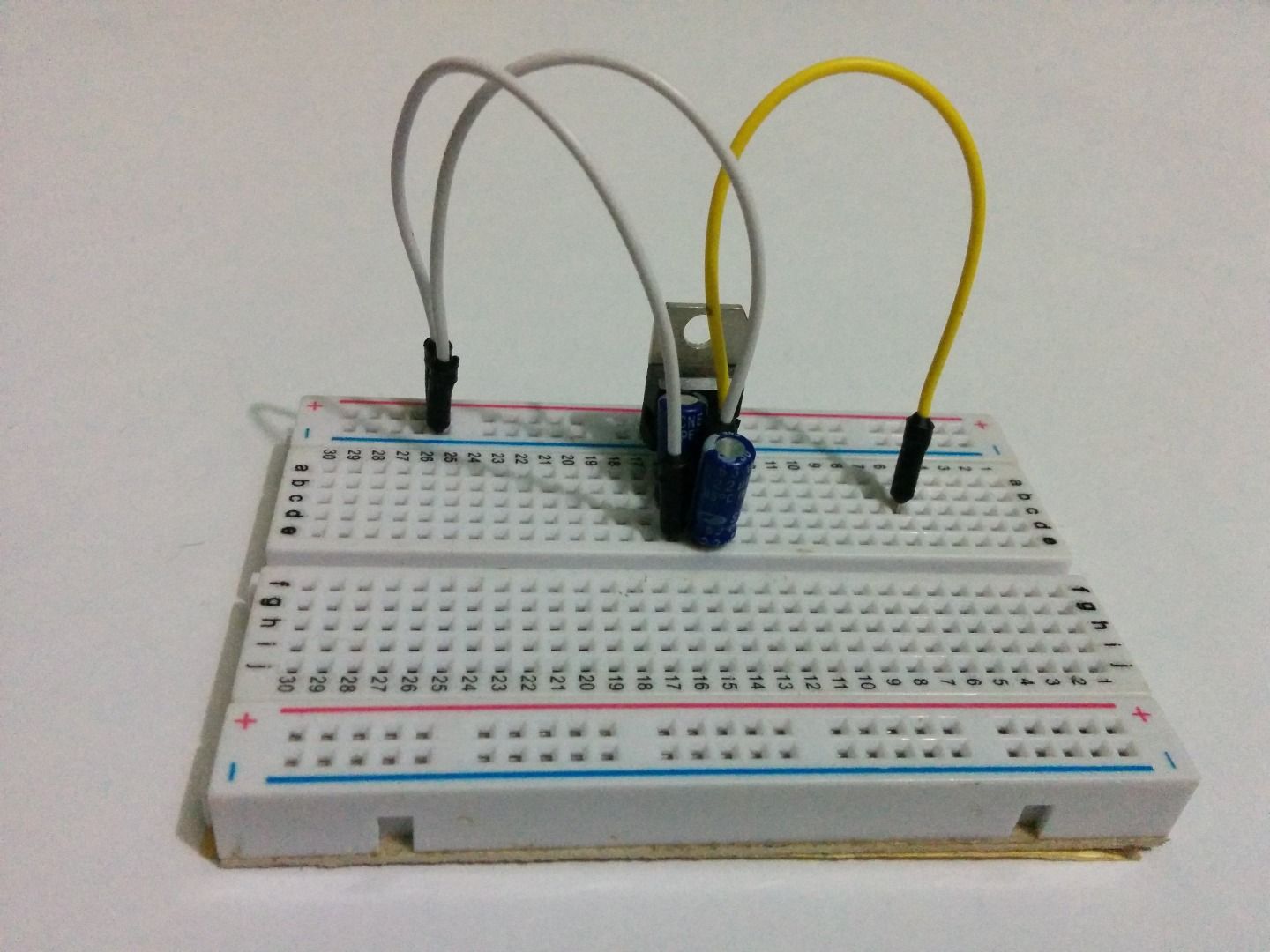 5V Voltage Regulator : 3 Steps - Instructables