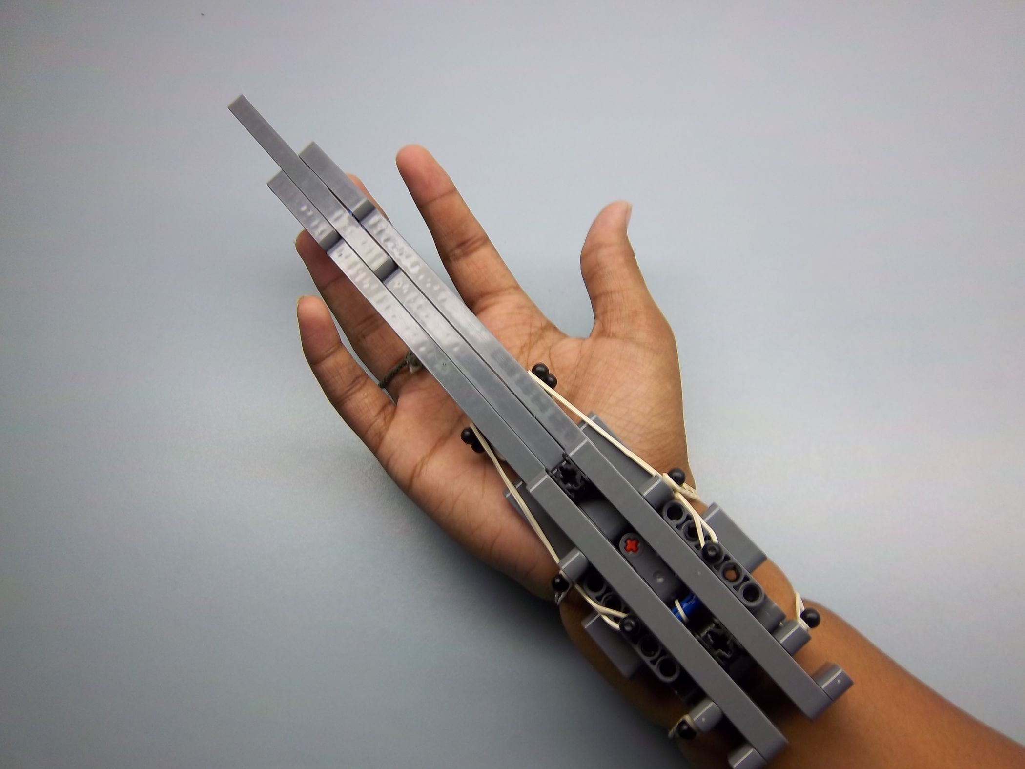 Lego Assassins Creed Hidden Blade V2. : 3 Steps (with Pictures ...