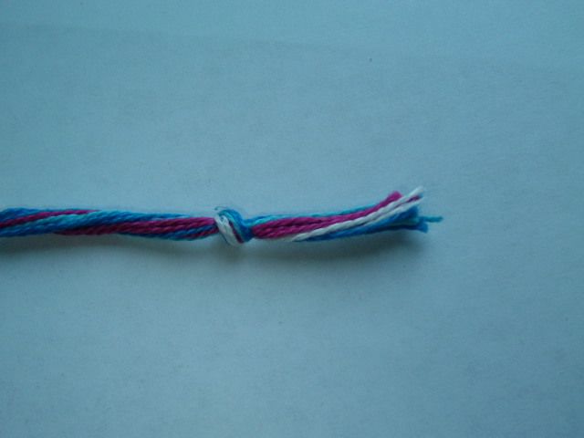 Braiding Wheel Friendship Bracelets : 5 Steps (with Pictures ...
