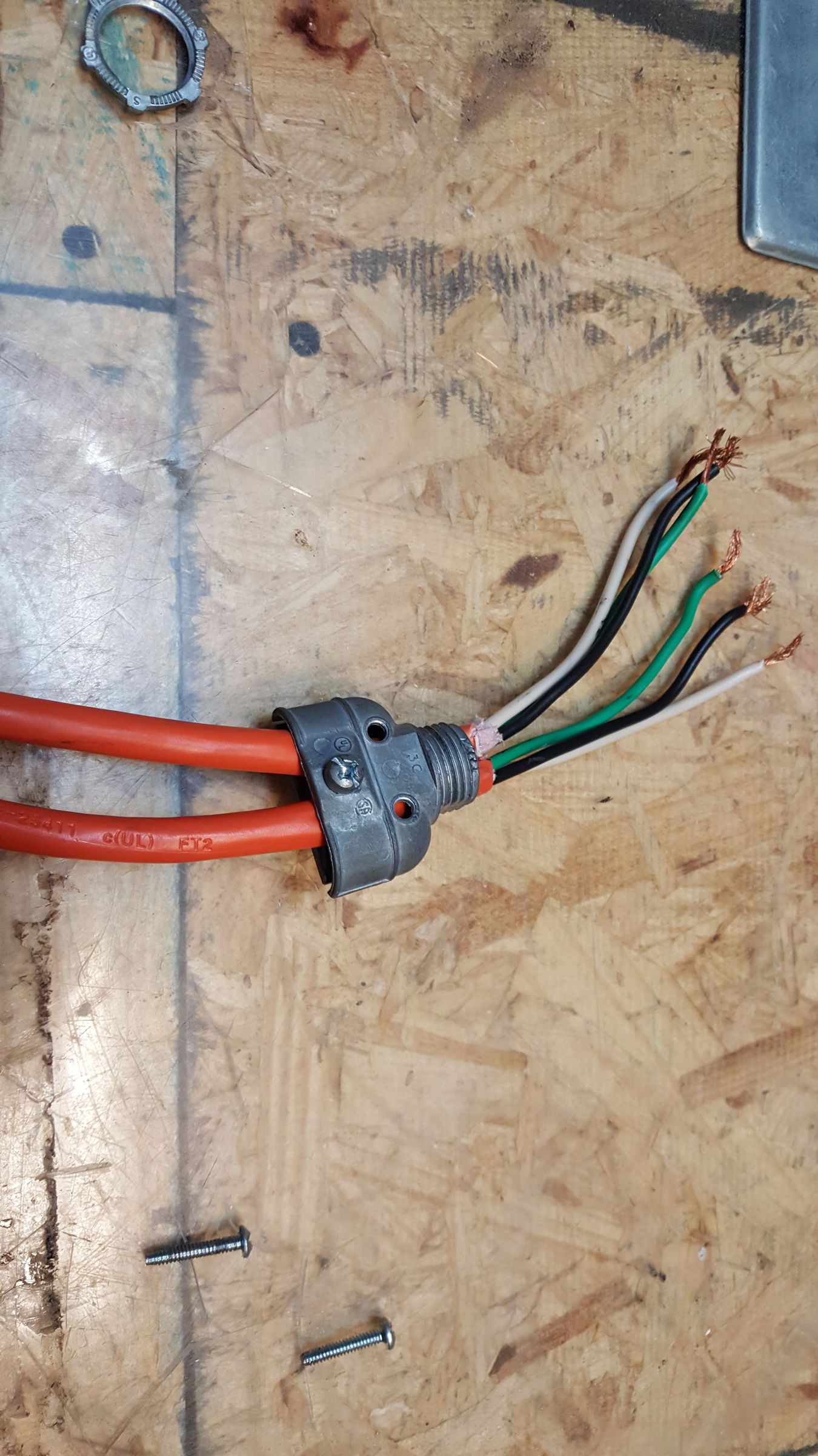 Auxiliary Switched Outlets : 5 Steps (with Pictures) - Instructables
