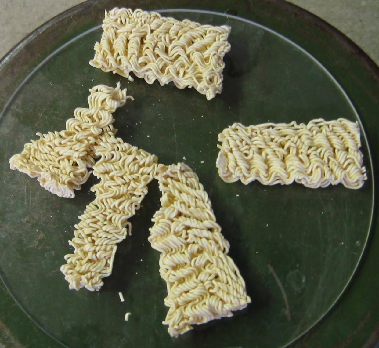 Ramen Crunch Chocolate Bars : 8 Steps - Instructables