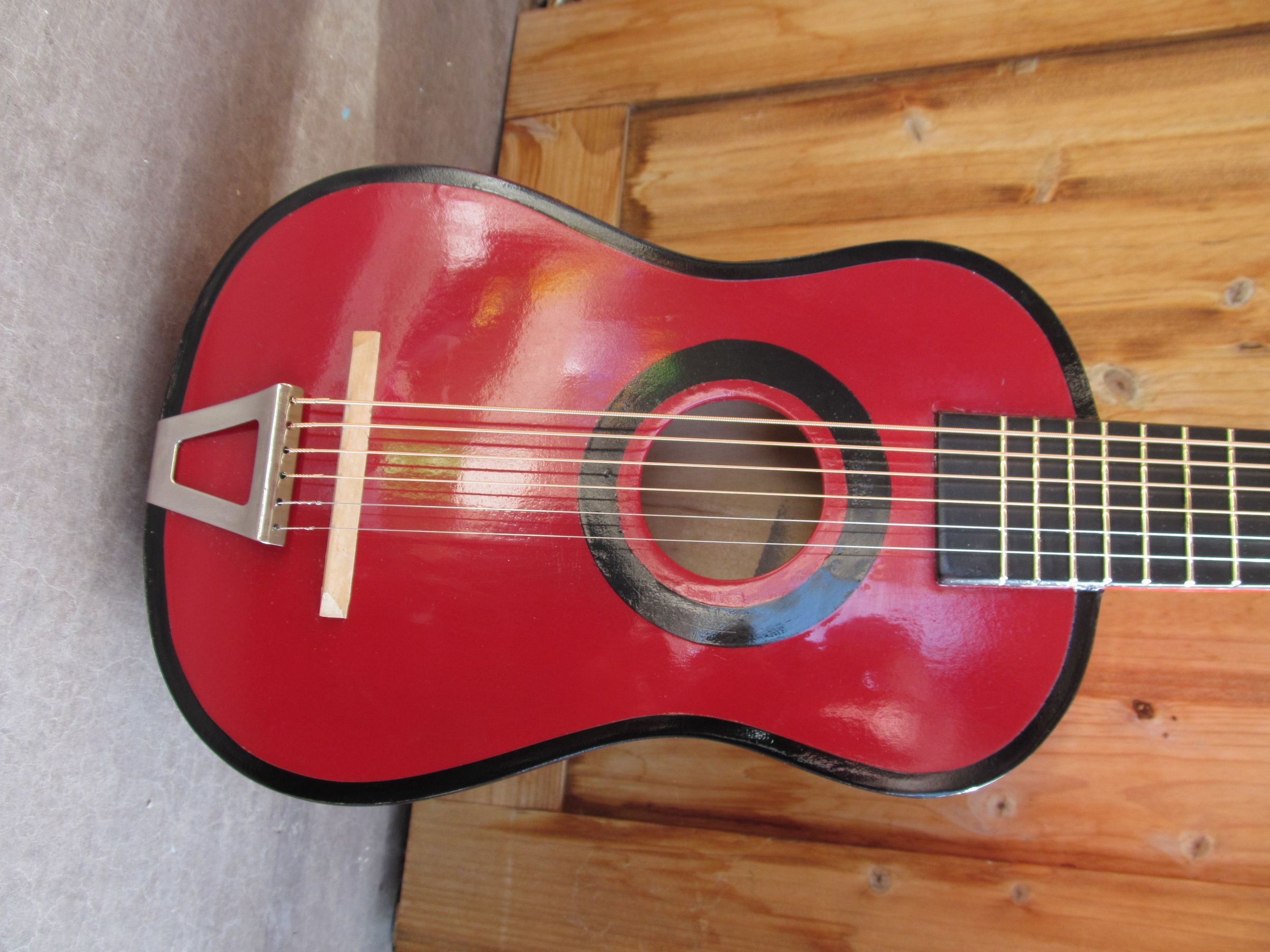 Little Red Guitar : 6 Steps (with Pictures) - Instructables
