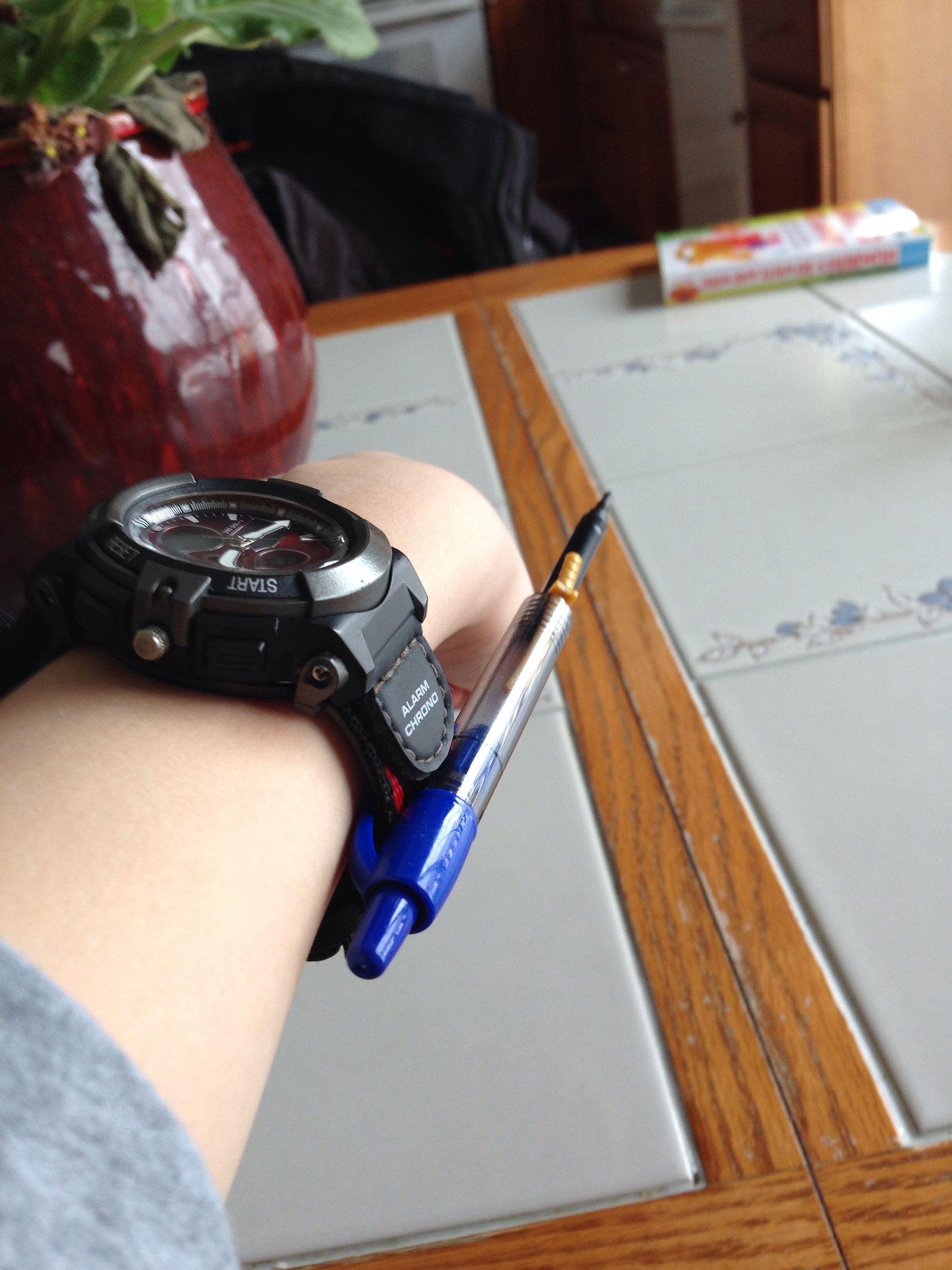 Wrist Pen Gun : 5 Steps - Instructables