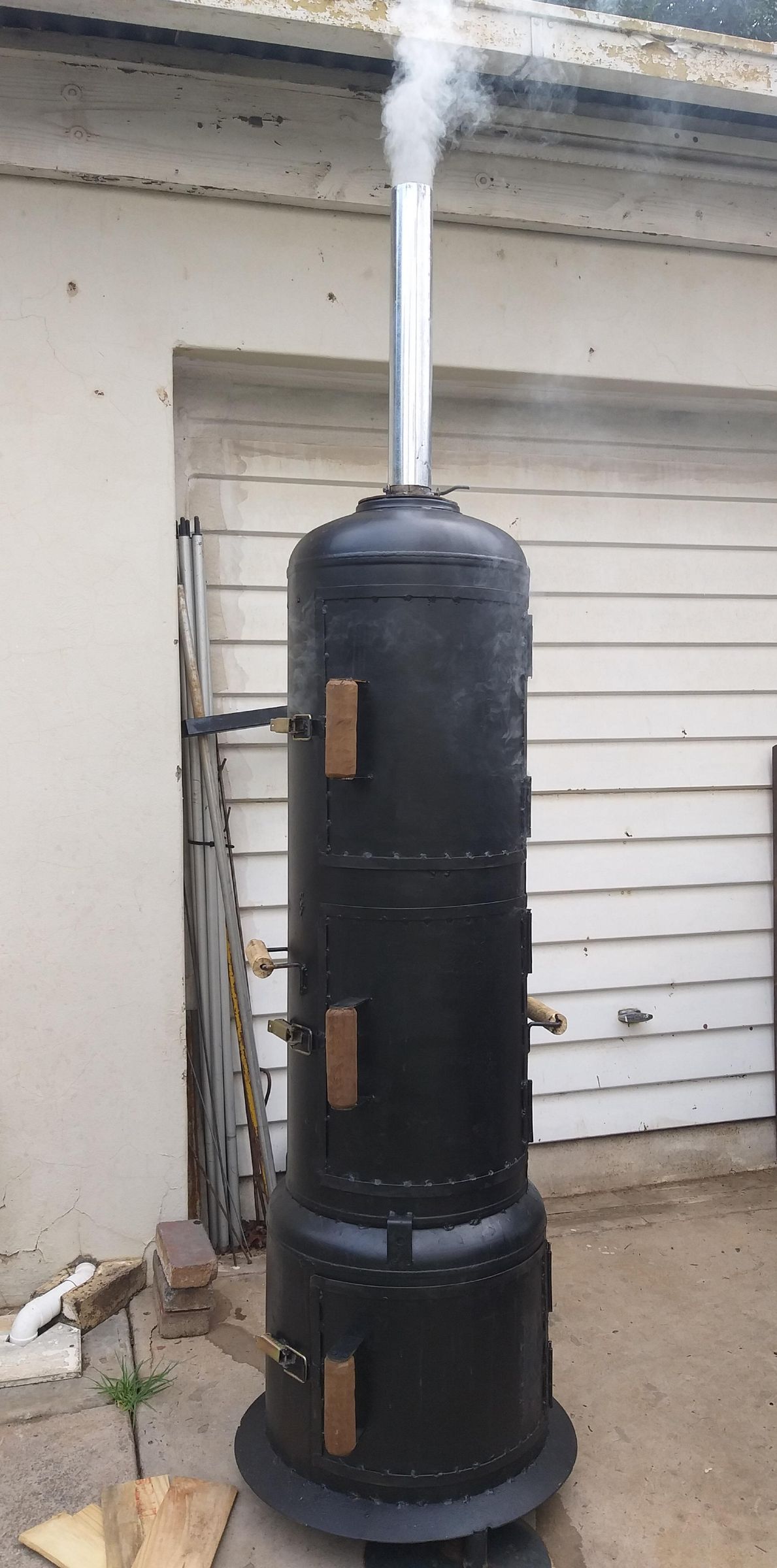 DIY Smoker From 2 Geysers : 9 Steps (with Pictures) - Instructables