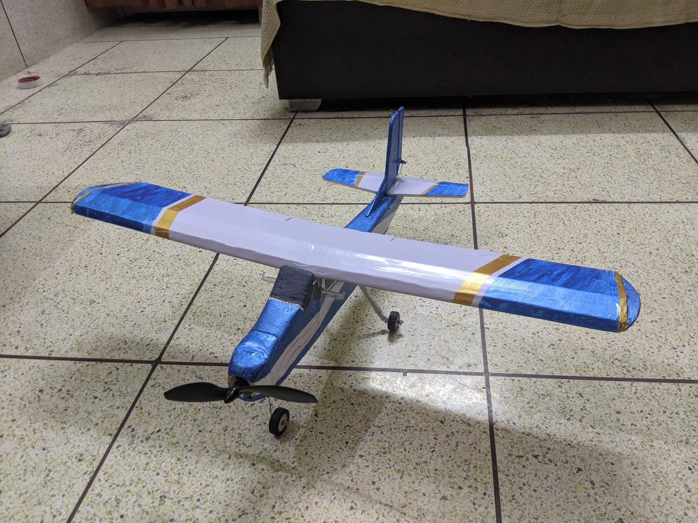 Homemade RC Cessna Skyhawk Plane EASY BUILD : 7 Steps (with Pictures ...