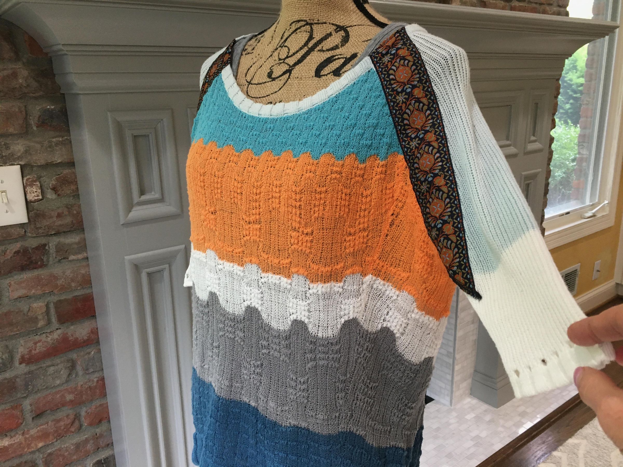 Easy Sweater Hole Fix : 4 Steps (with Pictures) - Instructables