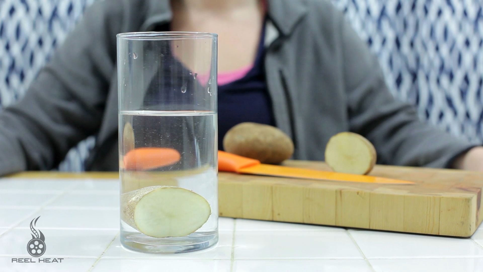 Floating Tricks You Should See! : 4 Steps (with Pictures) - Instructables