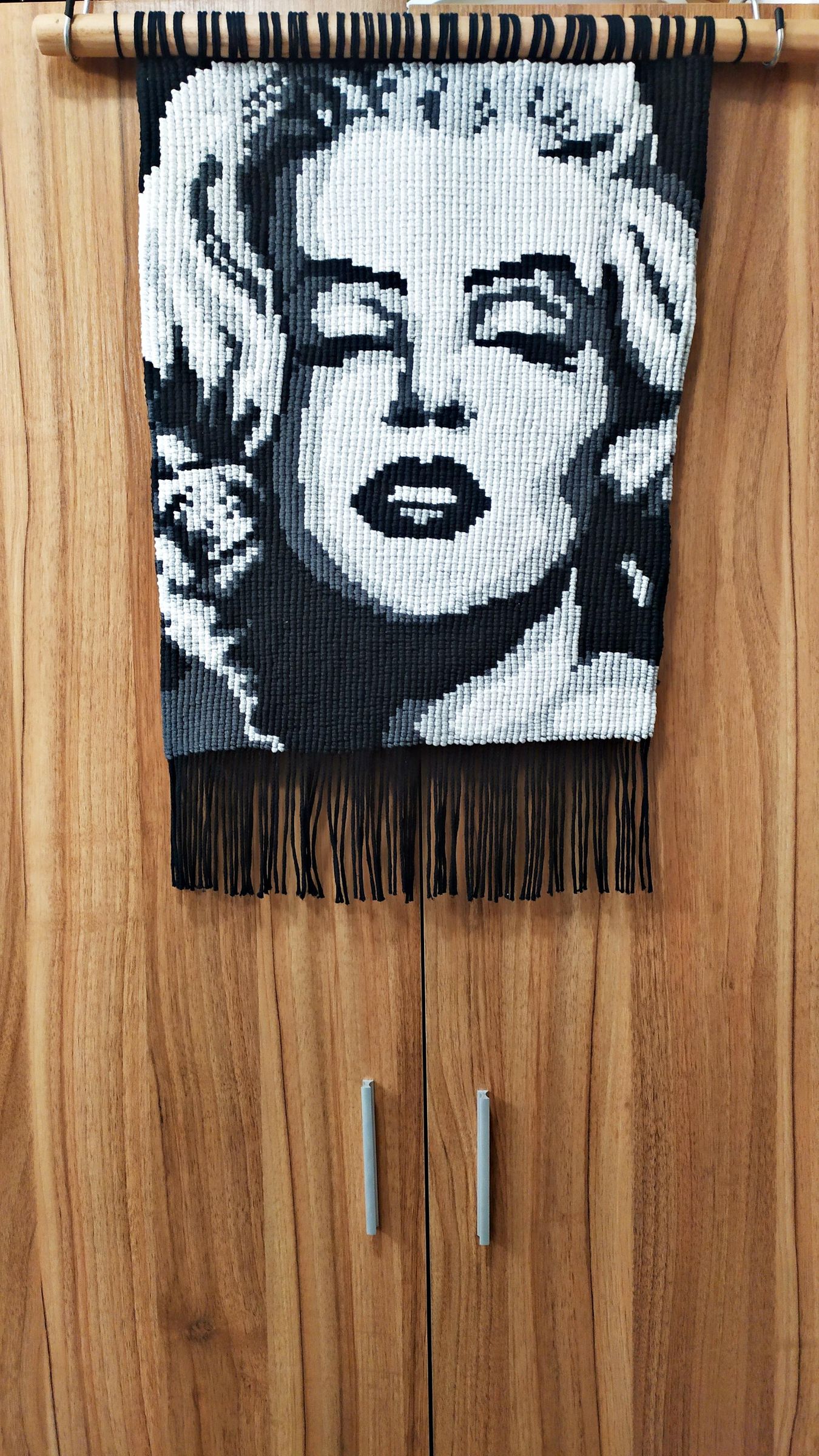 How to Make a Macrame Portrait Wall Hanging : 12 Steps (with Pictures) - Instructables