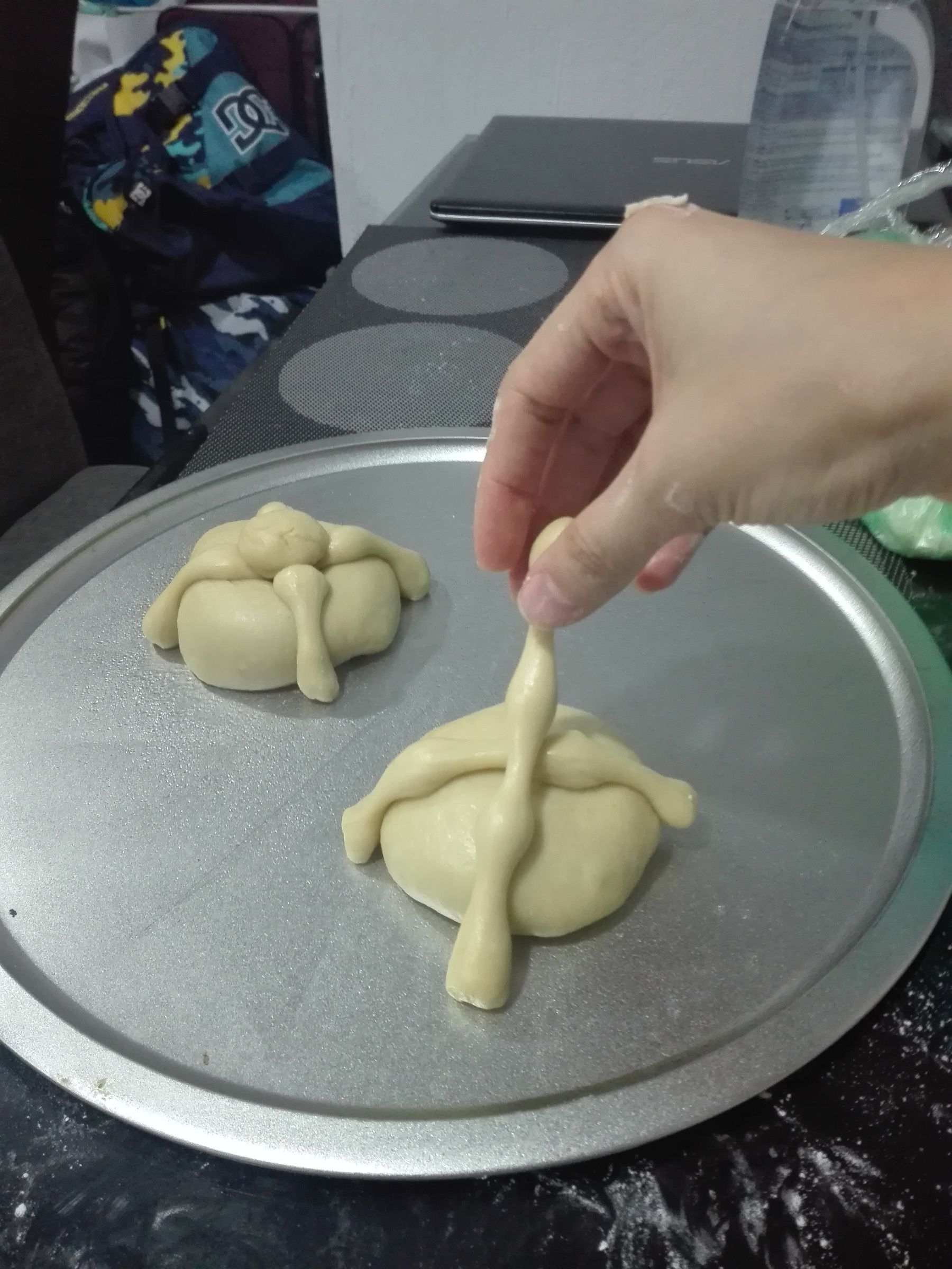 Day of Death Bread - Pan De Muerto : 8 Steps (with Pictures ...