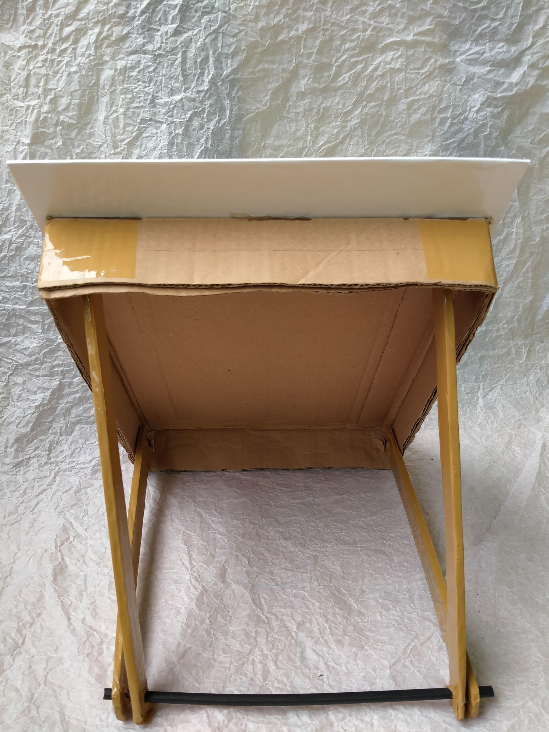 DIY Tabletop Easel and Wall Decor From Cardboard : 5 Steps (with ...