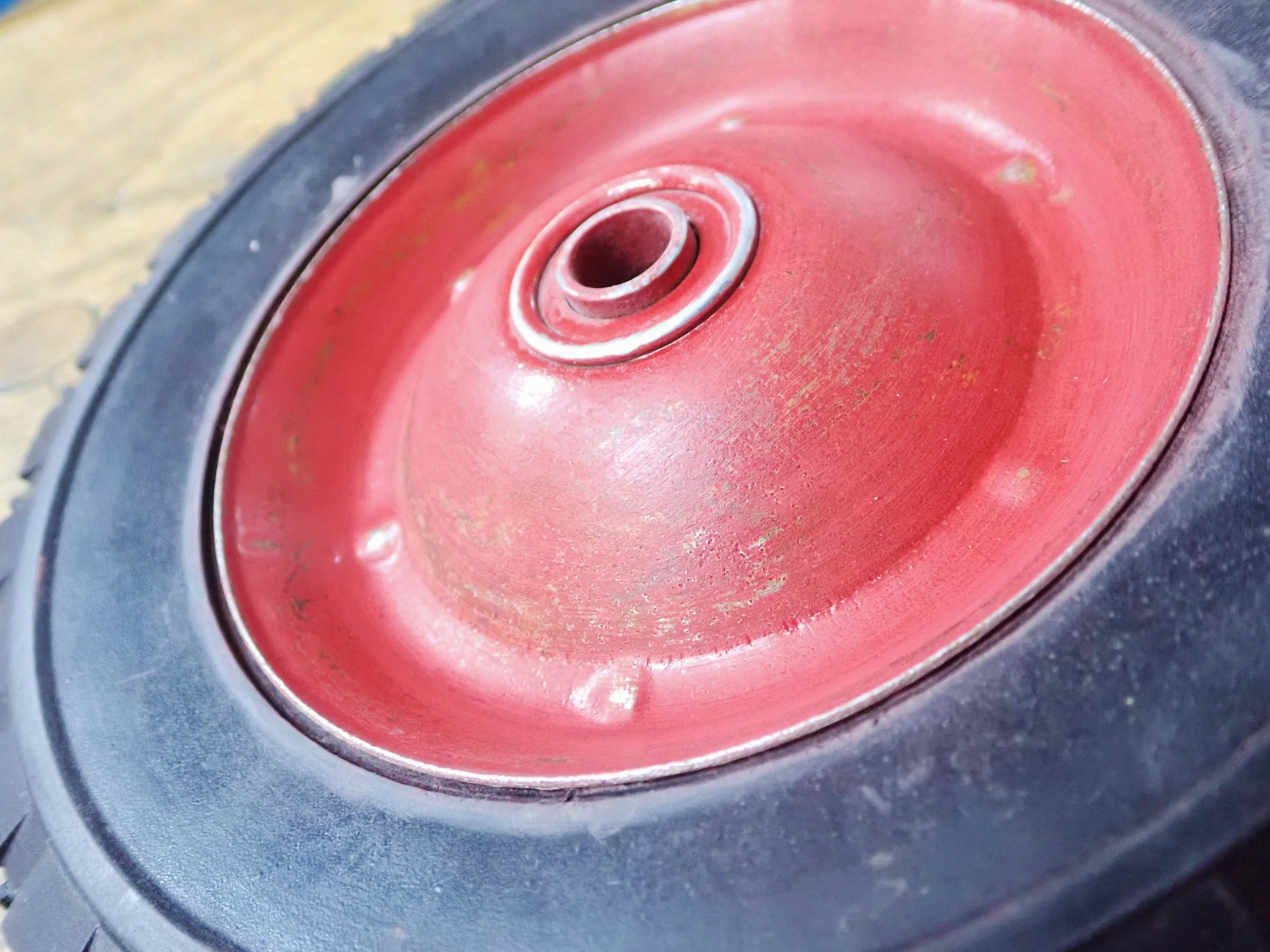 How to Make a Sewing Machine Tractor : 21 Steps (with Pictures ...