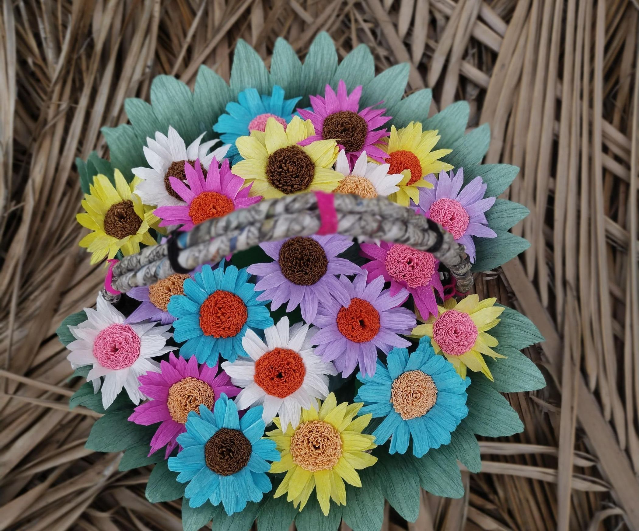 BASKET BOUQUET OF PAPER FLOWERS : 22 Steps (with Pictures) - Instructables
