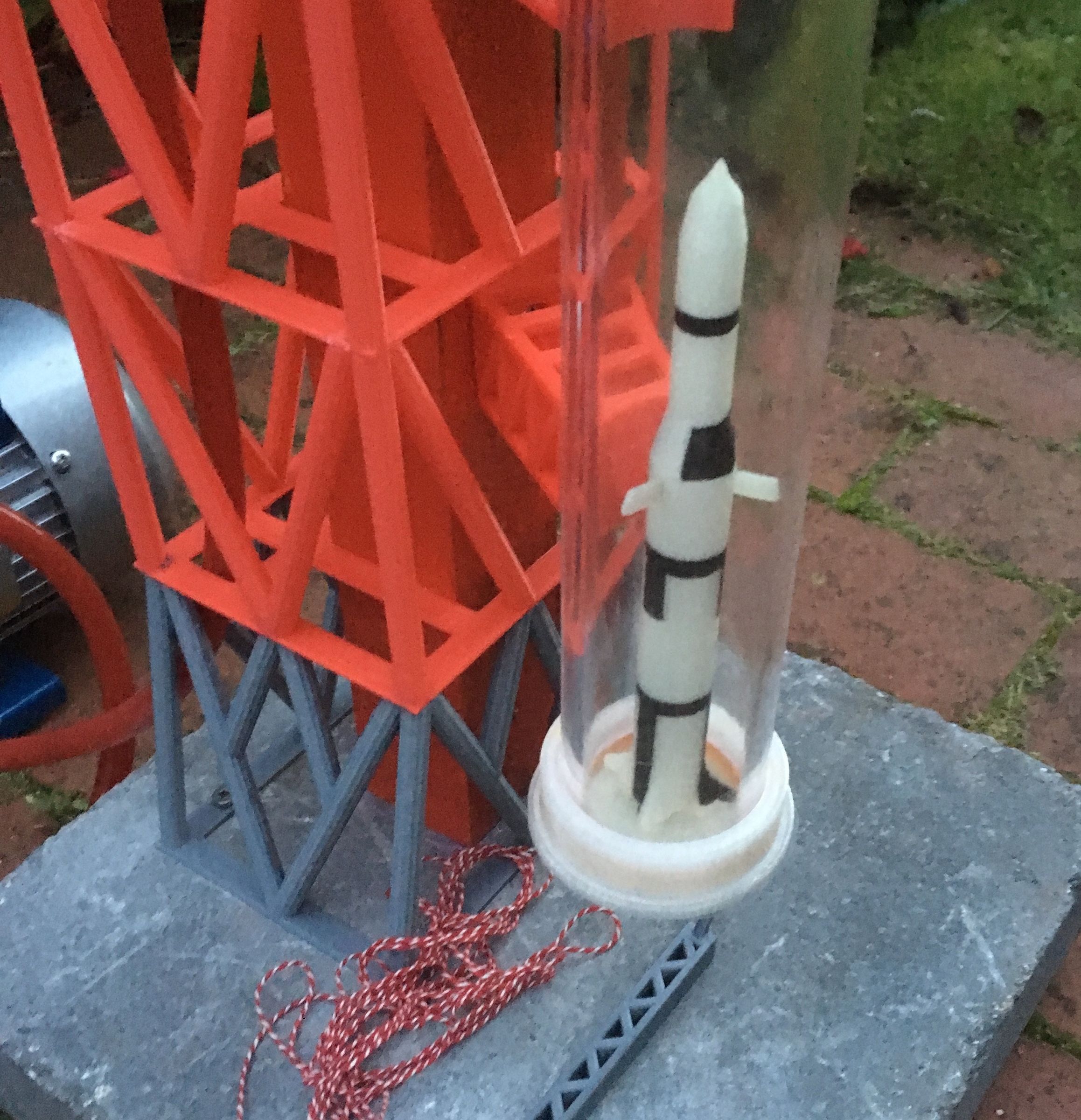 SaturnV Vacuum Rocket Launcher : 17 Steps (with Pictures) - Instructables