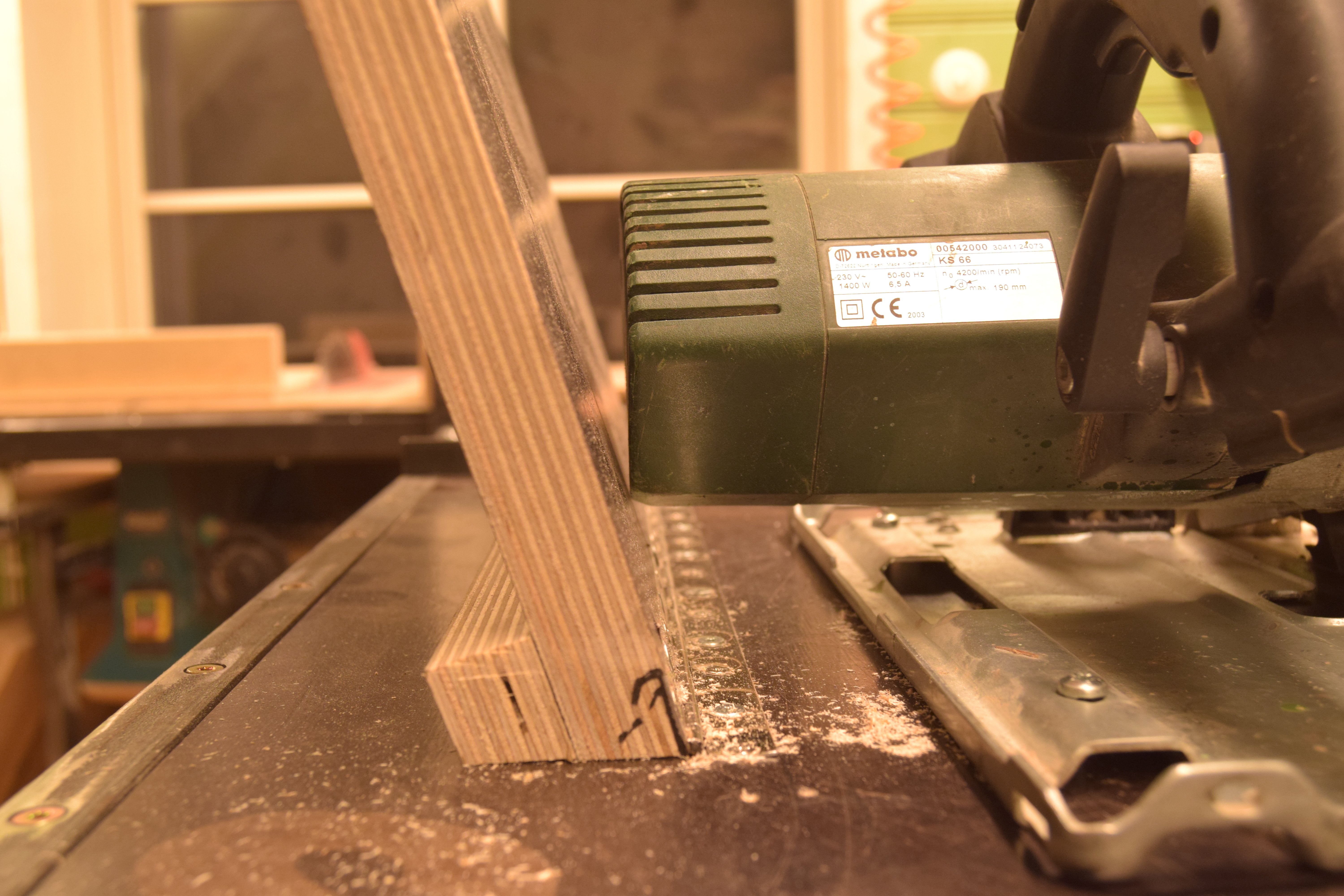 World´s Smallest Portable Table Saw? : 7 Steps (with Pictures ...