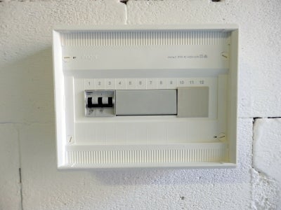 Arduino UNO / Arduino 101 DIN Rail Enclosure & Breadboard : 9 Steps - Instructables