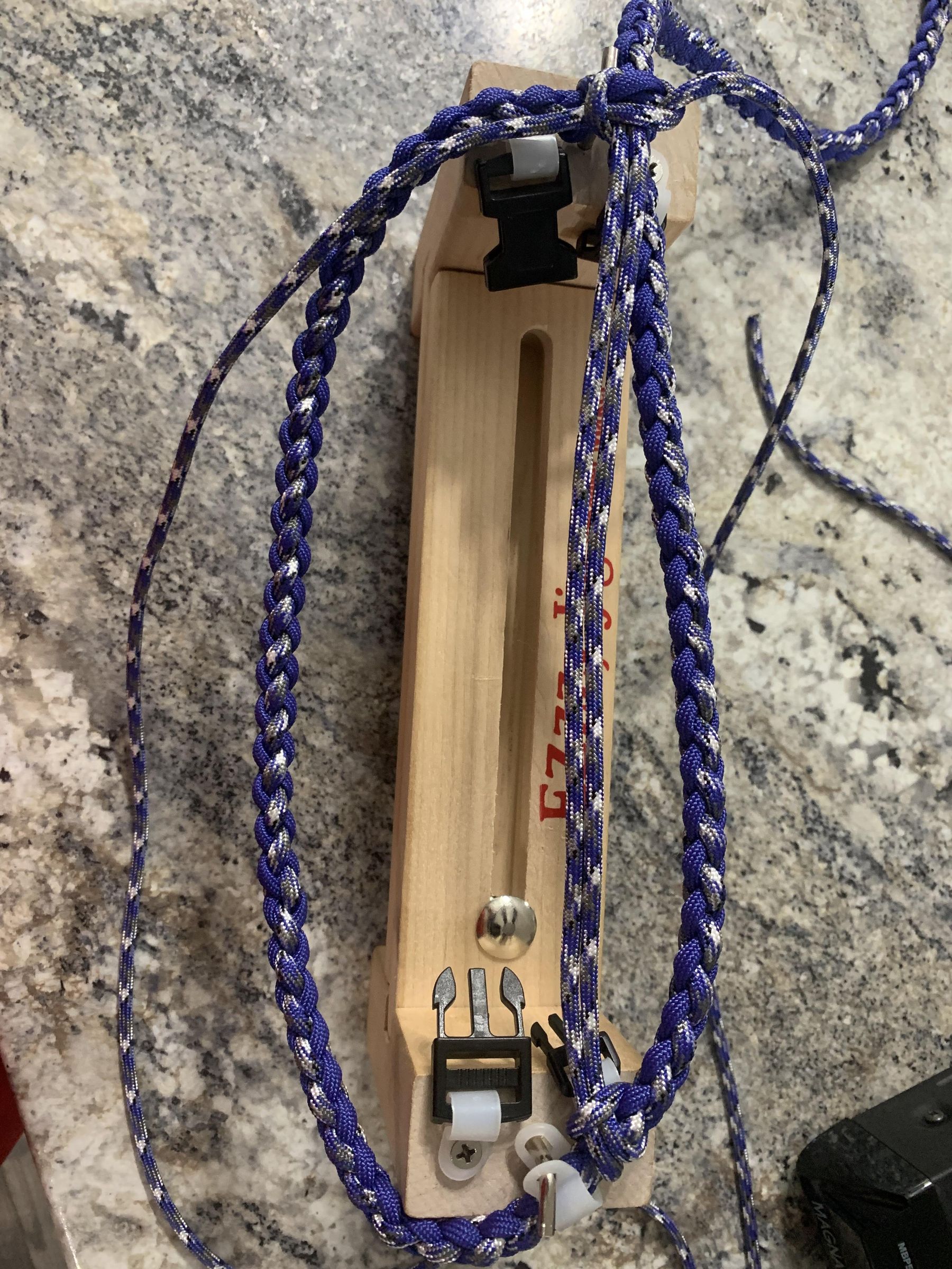 Paracord Sheep/Goat Halter : 7 Steps - Instructables