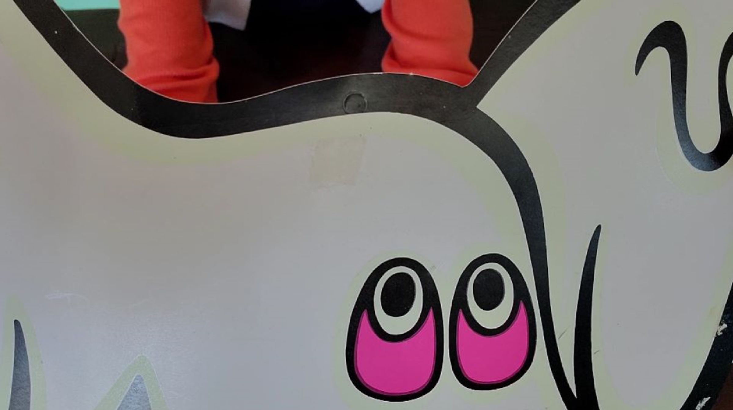 Easy Way to Remove Sticky Tape Residue From Paper Decorations ...