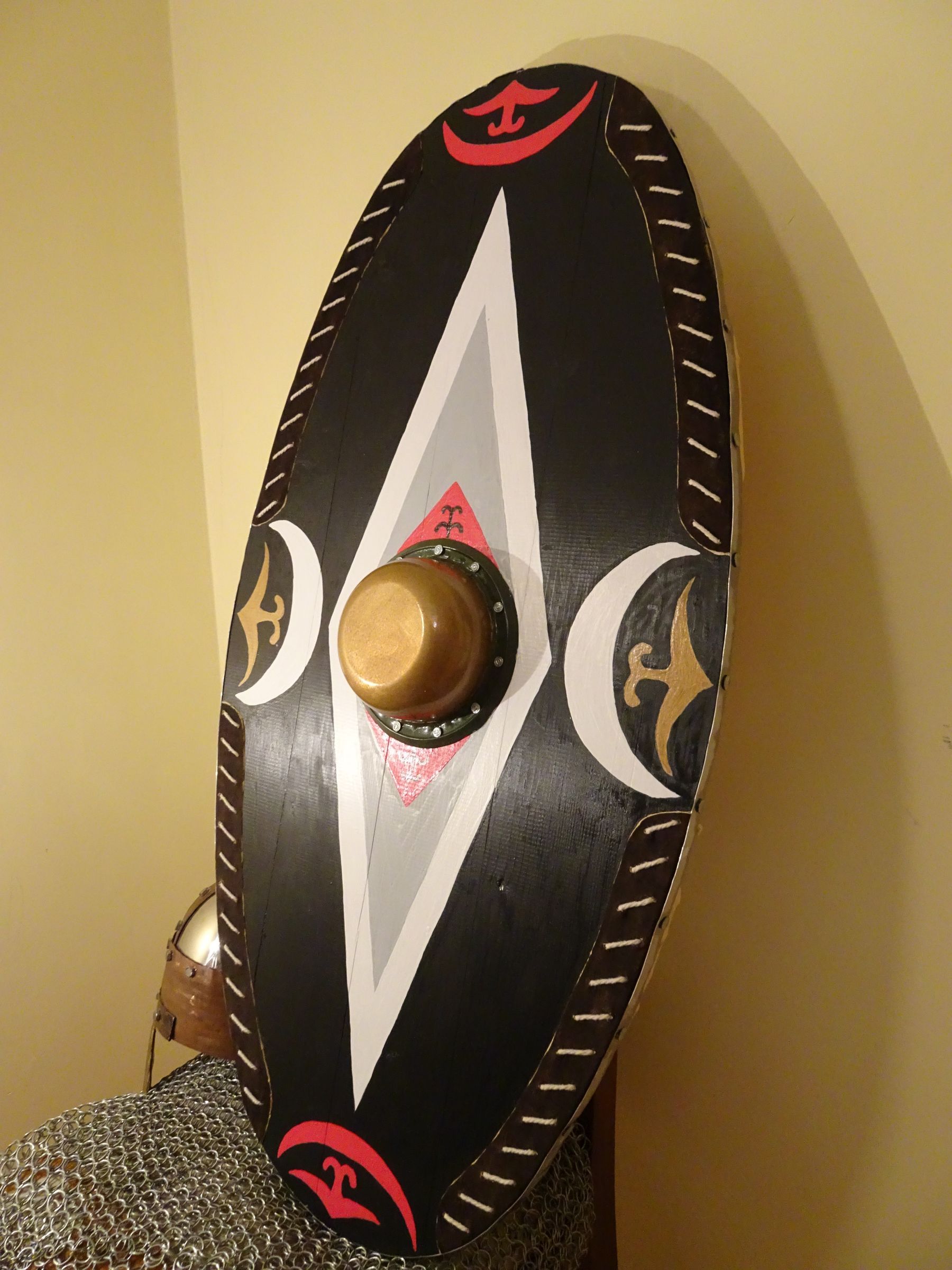 European Shield. Dacian Shield.How to Make a Wooden Shield Easily? : 6 ...