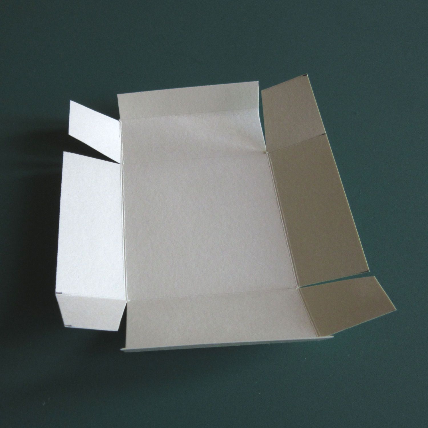 Simple Cardboard Sliding Gift or Storage Box : 4 Steps (with Pictures ...