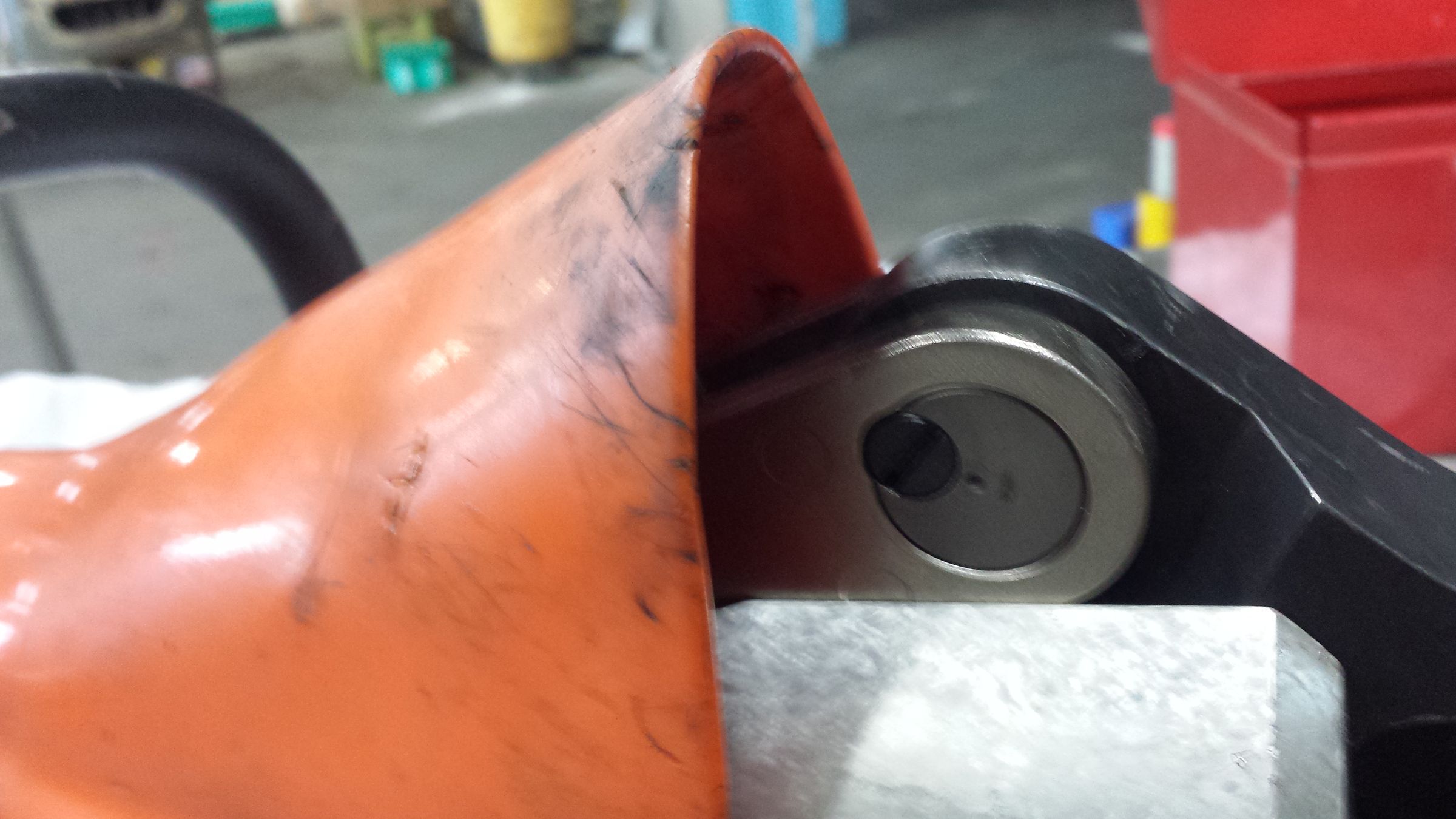 Holmatro Cleaning and Inspection on the Cutters Tool : 12 Steps ...