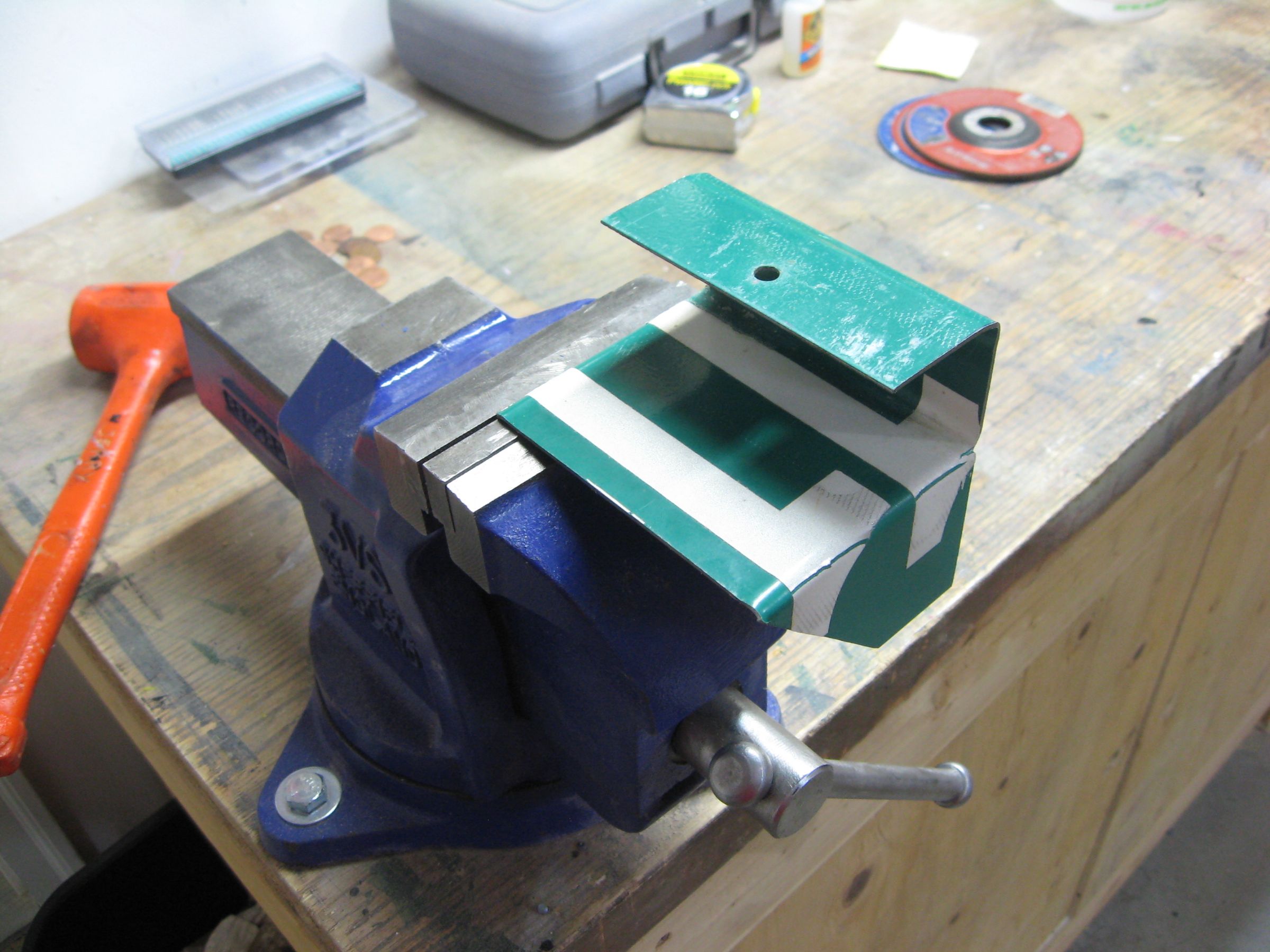 Wood Carving Station From Old Sewing Table : 14 Steps (with Pictures ...