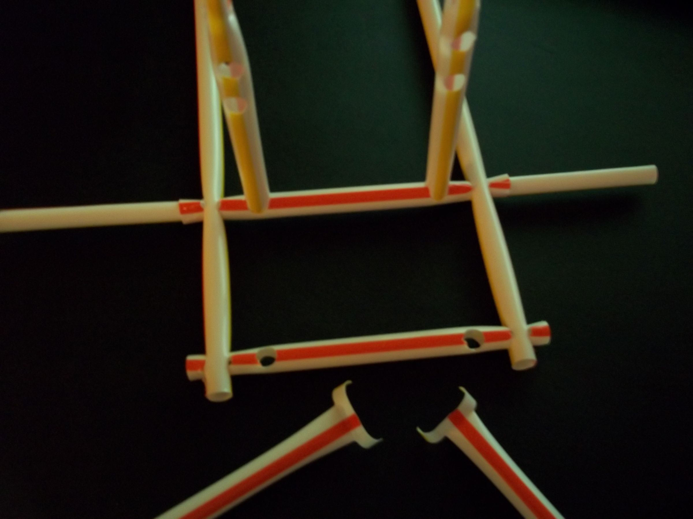 Trebuchet Catapult Using Only Fast Food Straws - Straw Builder Project ...