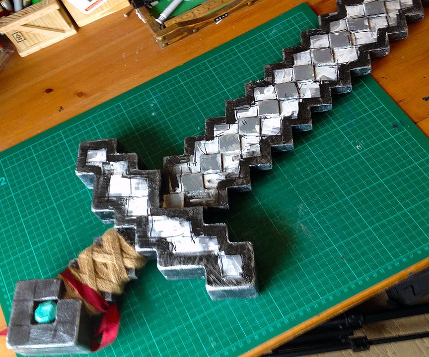 The Ultimate Minecraft Sword : 3 Steps (with Pictures) - Instructables