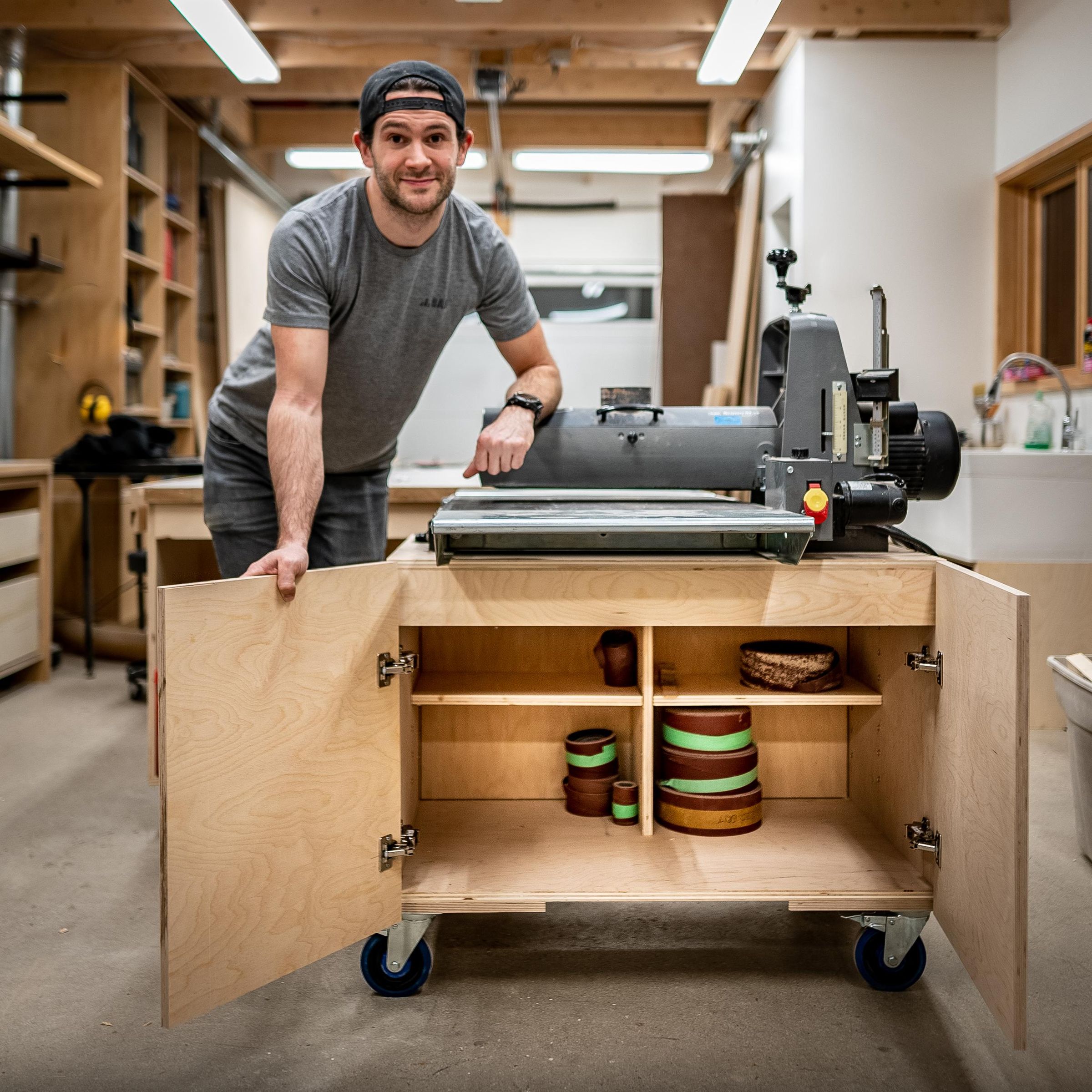 Heavy Duty Rolling Tool Base : 21 Steps (with Pictures) - Instructables