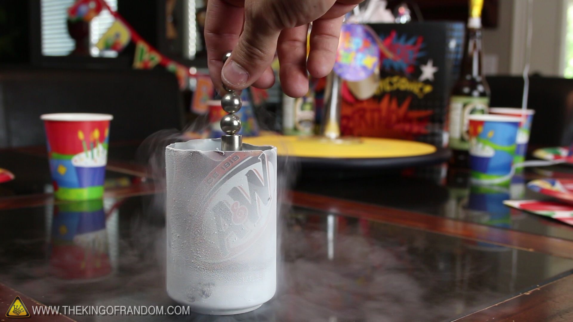 10 Things to Do at a Birthday Party With Liquid Nitrogen! : 12 Steps ...