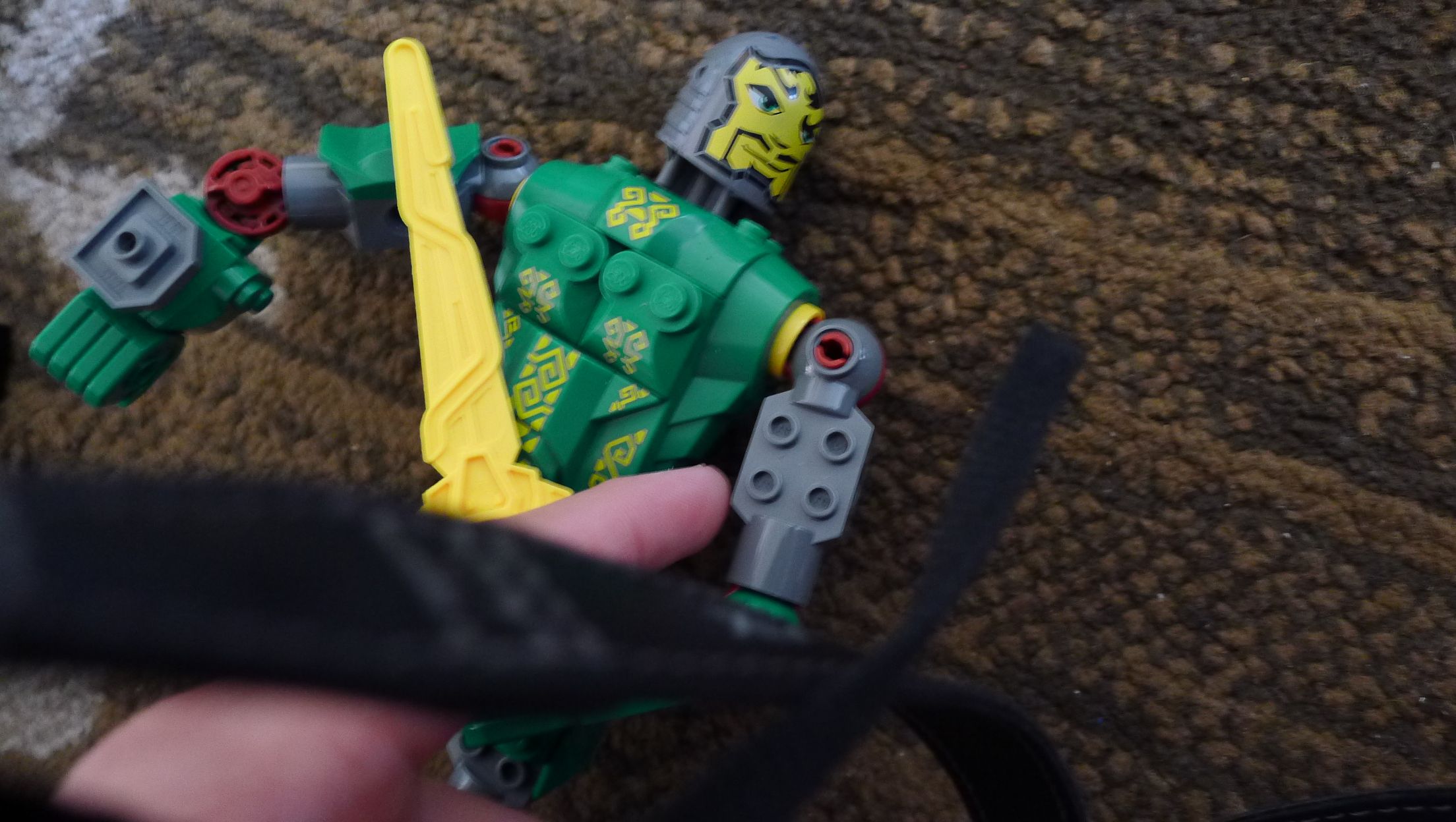 Lego Minecraft Hitman Version of Steve : 7 Steps - Instructables