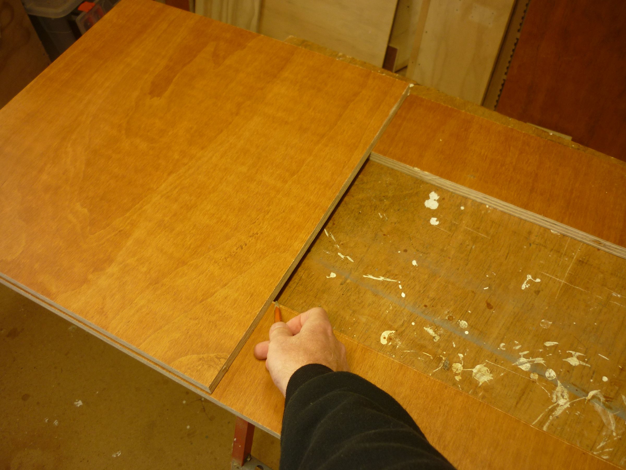 Collapsible Z-Shaped Side Table : 7 Steps (with Pictures) - Instructables