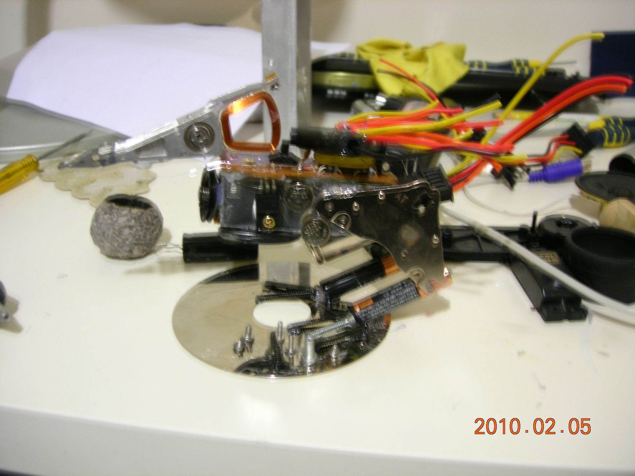Junk Art : 4 Steps - Instructables