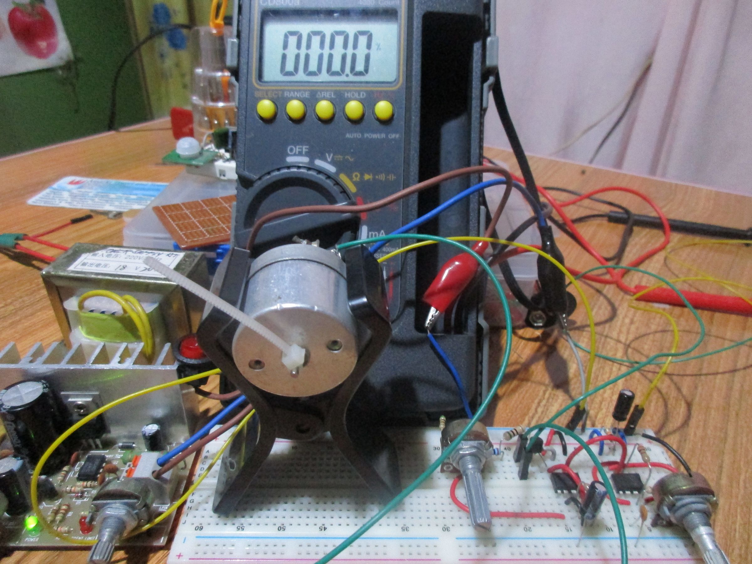 Basic (PWM) Motor Speed Control Using 555 Timer ICs : 8 Steps ...