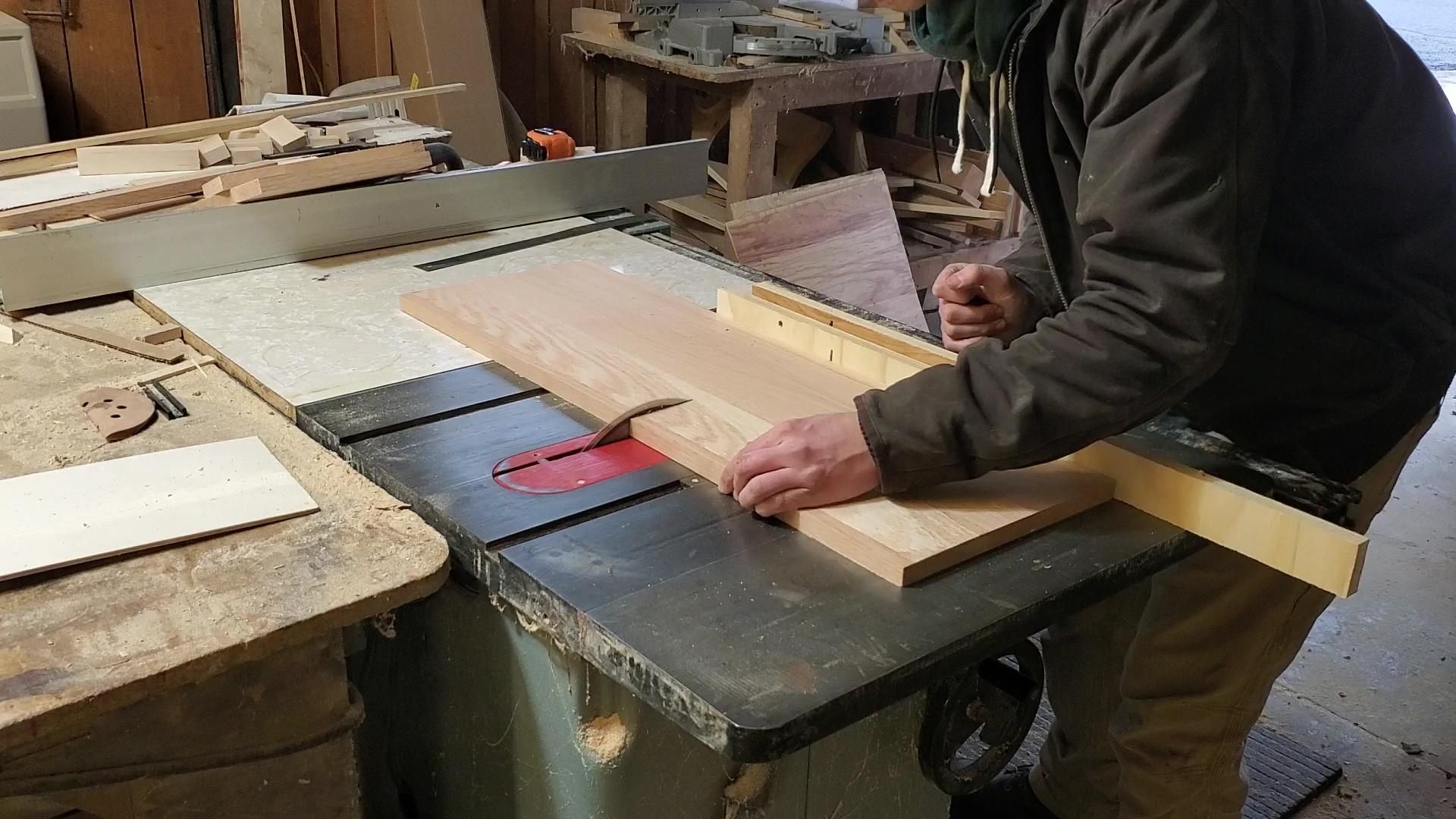 Foldable Stool - Reverse Engineering the Tallon Stool : 6 Steps (with ...