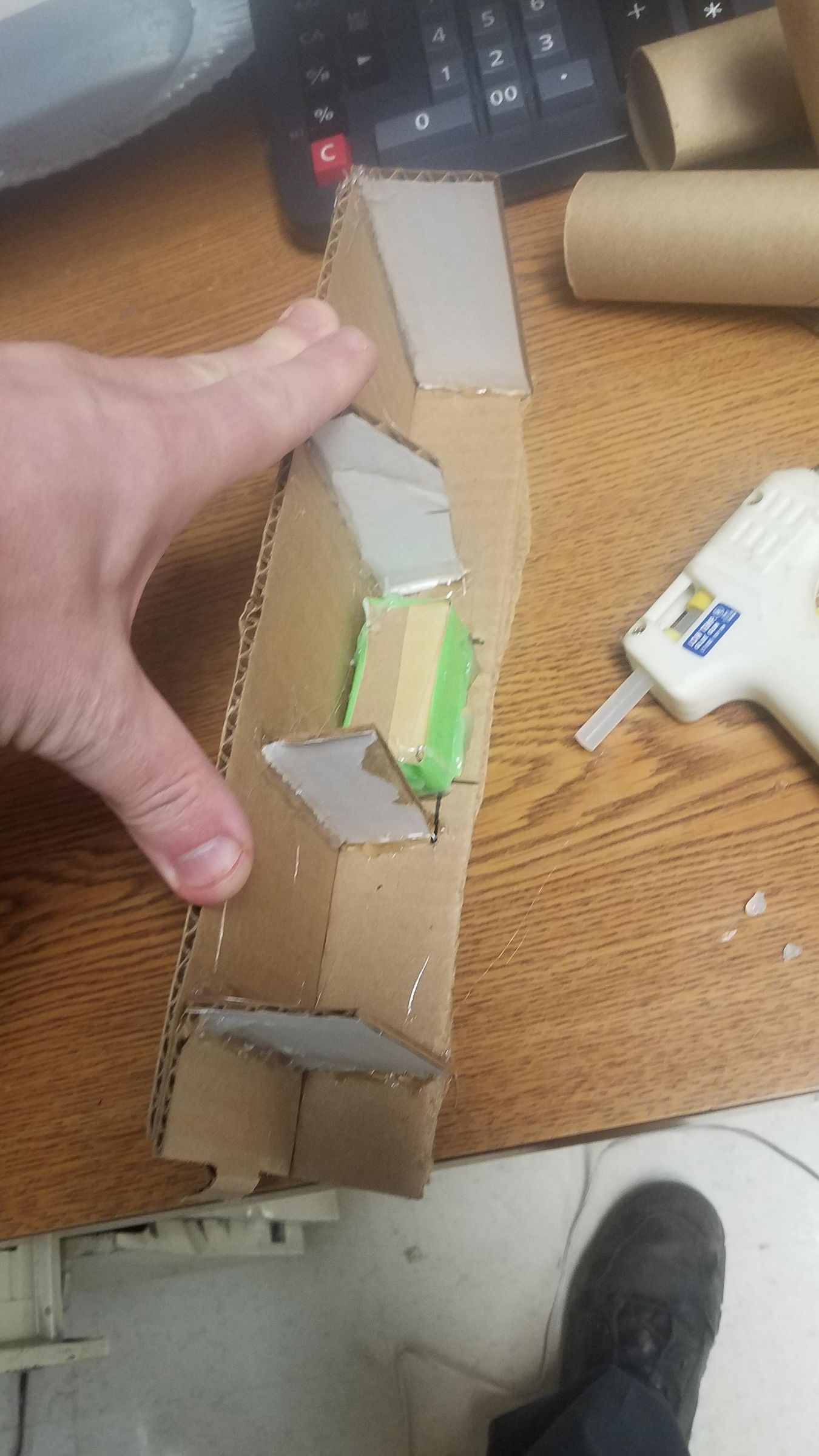 Cardboard Doll House : 20 Steps (with Pictures) - Instructables