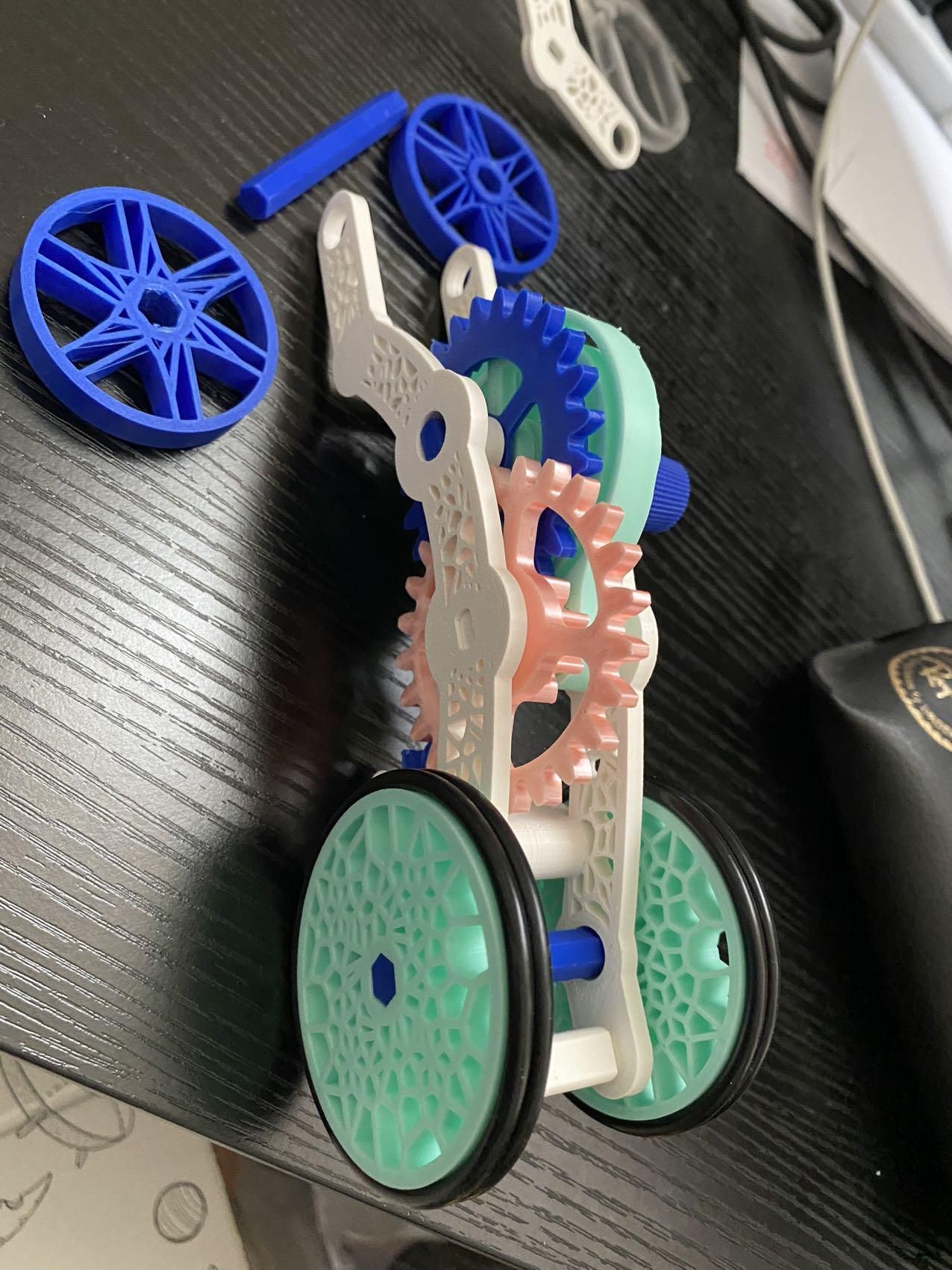 3D-Printed Stylish Wind-up Motor Car : 16 Steps (with Pictures ...