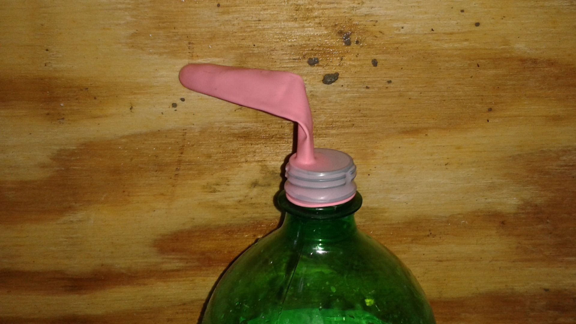 Casting Concrete in Balloons : 4 Steps (with Pictures) - Instructables