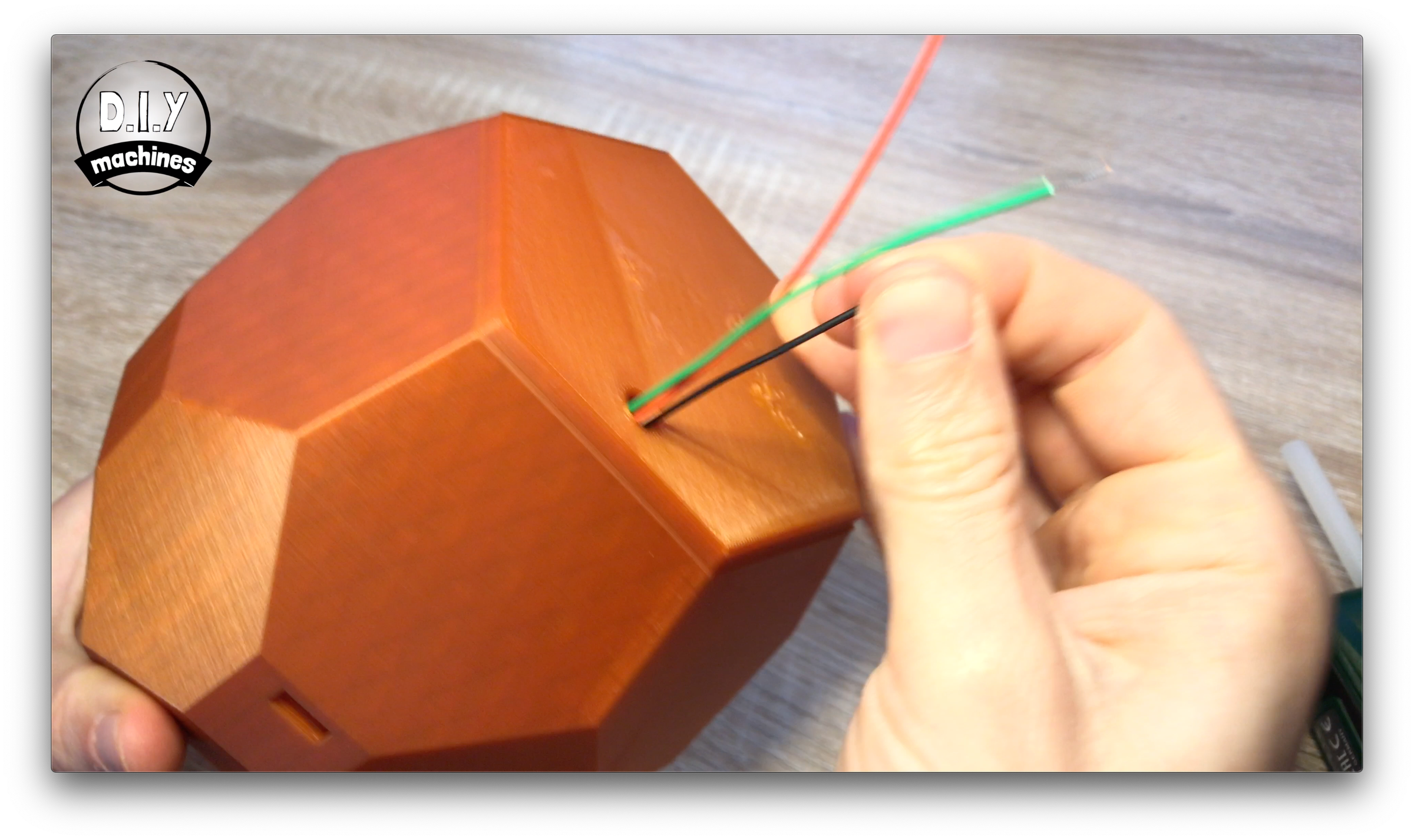 Automatic Smart Plant Pot - (DIY, 3D Printed, Arduino, Self Watering ...