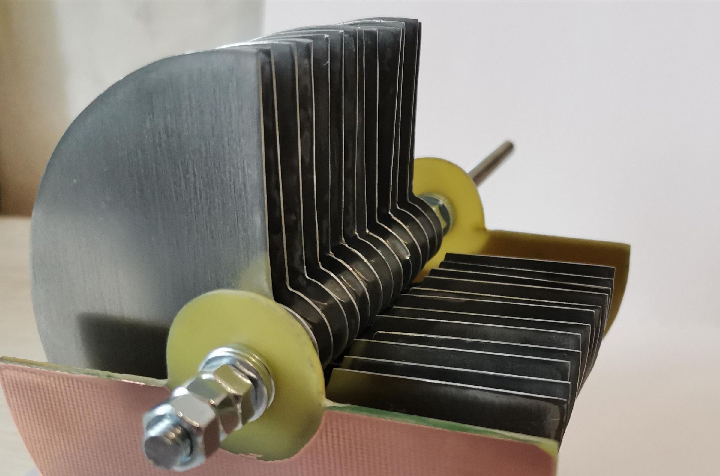 Air Variable Capacitor From Scrap Aluminum Sheets : 18 Steps (with Pictures) - Instructables