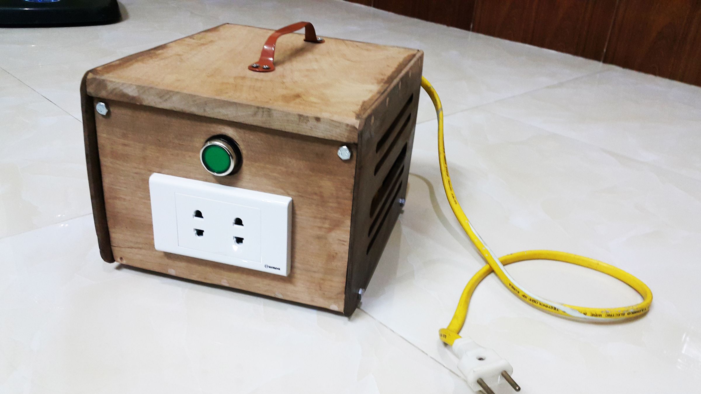 How to Make a Tiny Transformer Kiosk by Wood. : 5 Steps (with Pictures ...