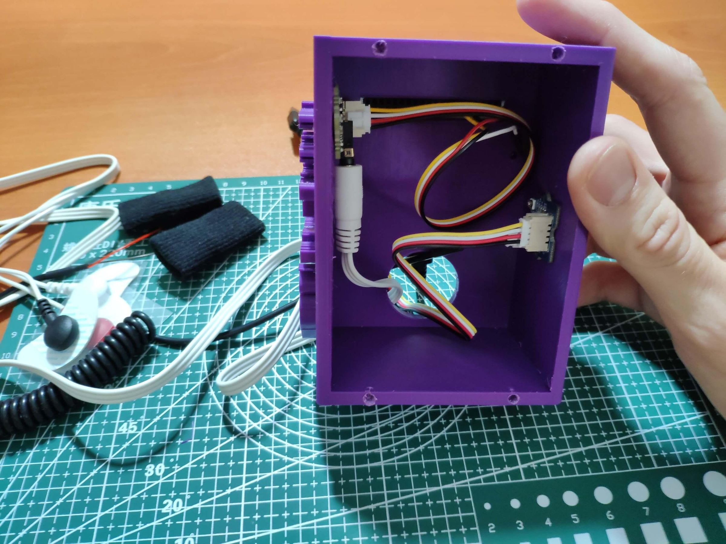 Mouse Fatigue Estimation by GSR and EMG Values W/ TensorFlow : 18 Steps ...