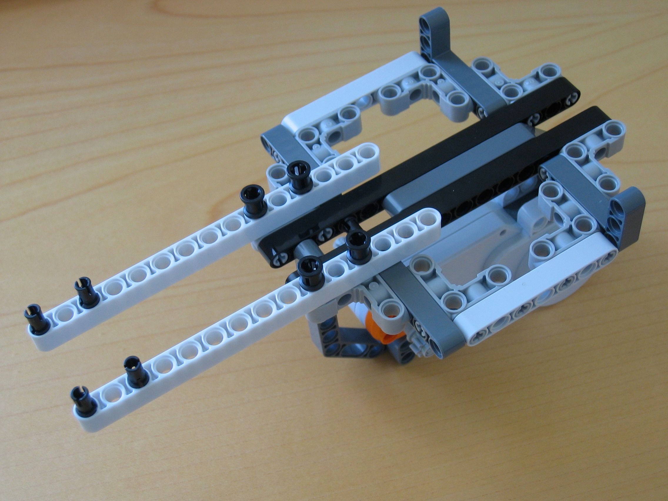 How to Build a Simple Robotic Arm From Lego Mindstorms NXT? : 9 Steps ...